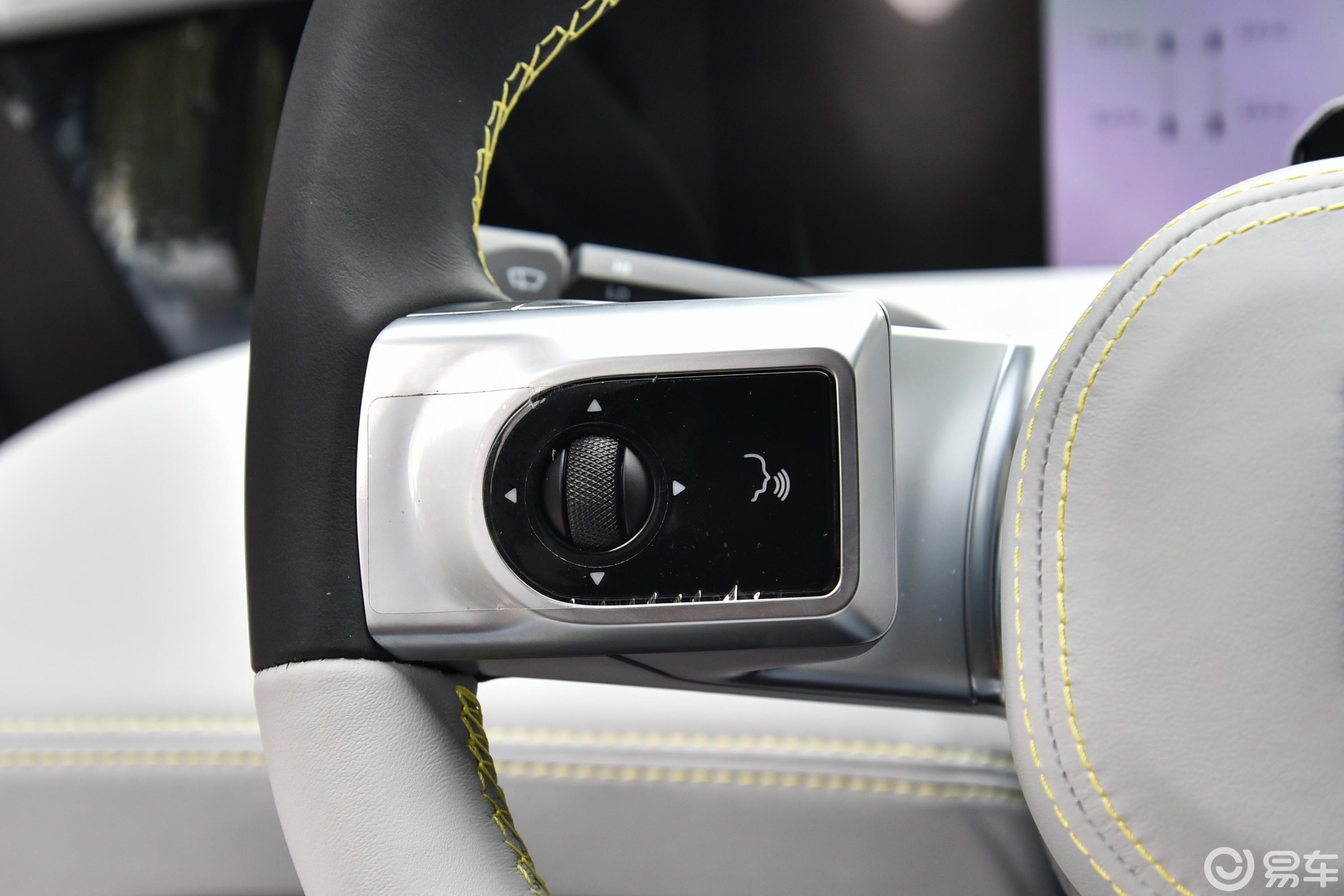 【阿维塔11705km 超长续航单电机版 4座左侧方向盘功能按键图片-汽车图片大全】-易车