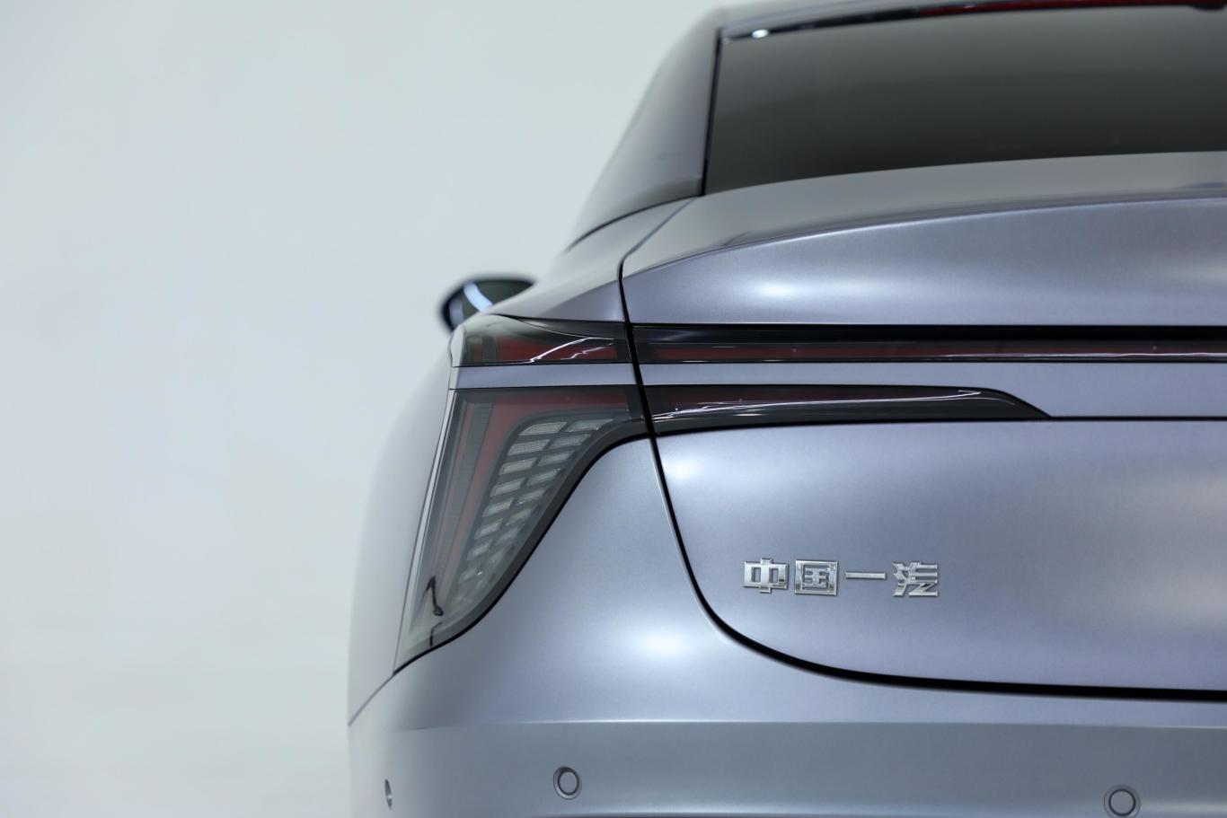 【红旗H62.0T 致臻版外观灯组图片-汽车图片大全】-易车