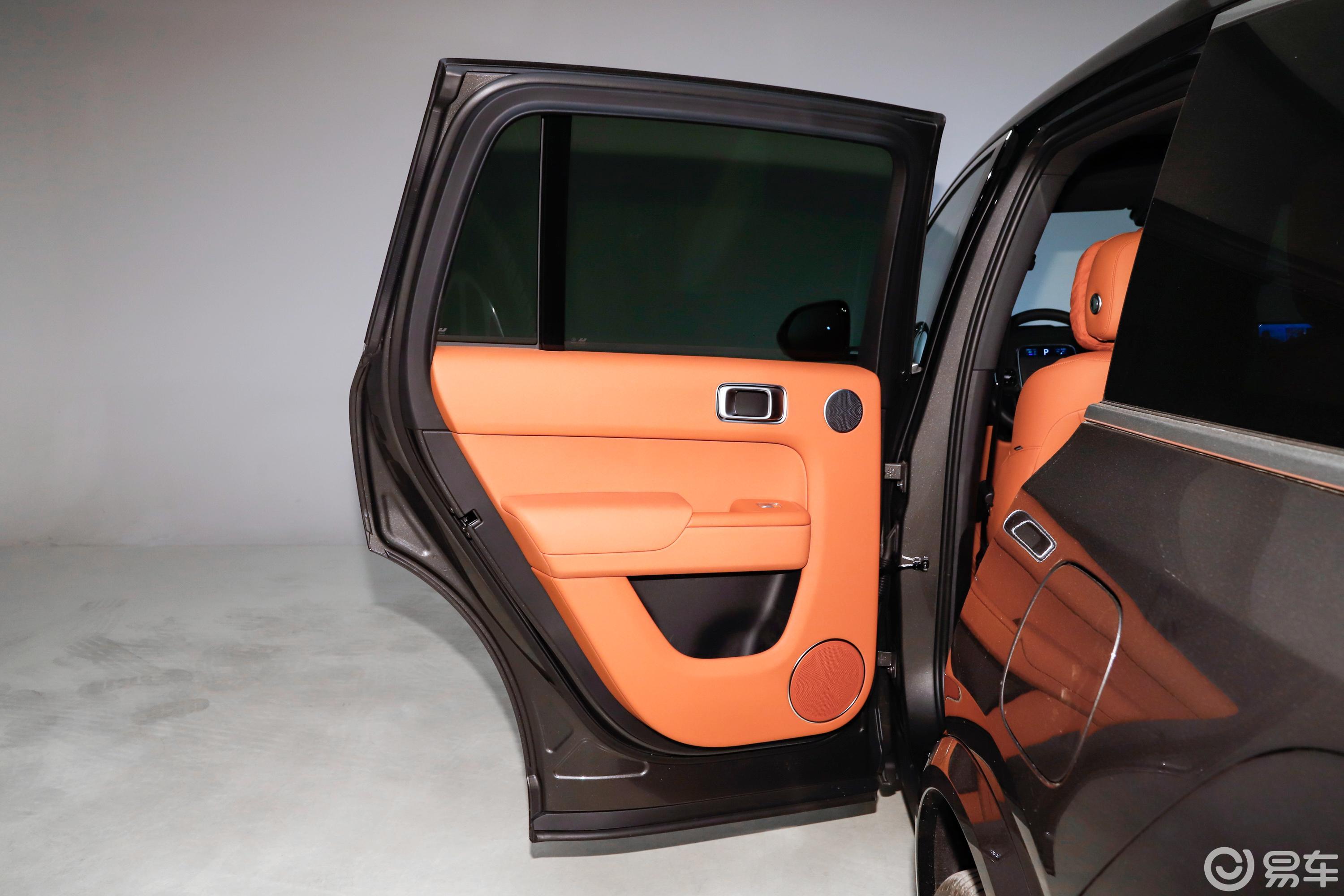 【理想L8L8 Air版驾驶员侧后车门图片-汽车图片大全】-易车