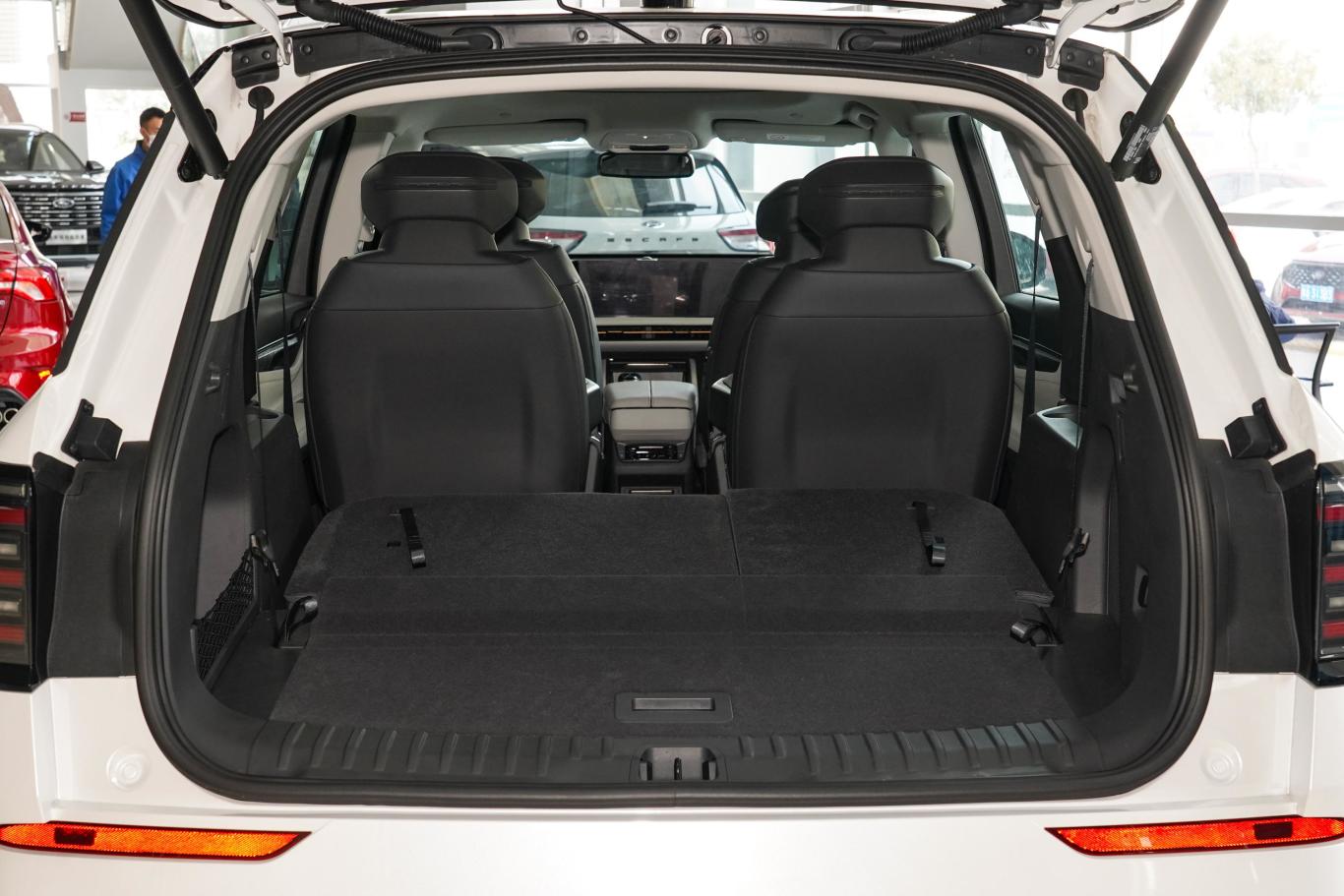 【锐界锐界L 2.0T 四驱至尊型 7座后备厢图片-汽车图片大全】-易车