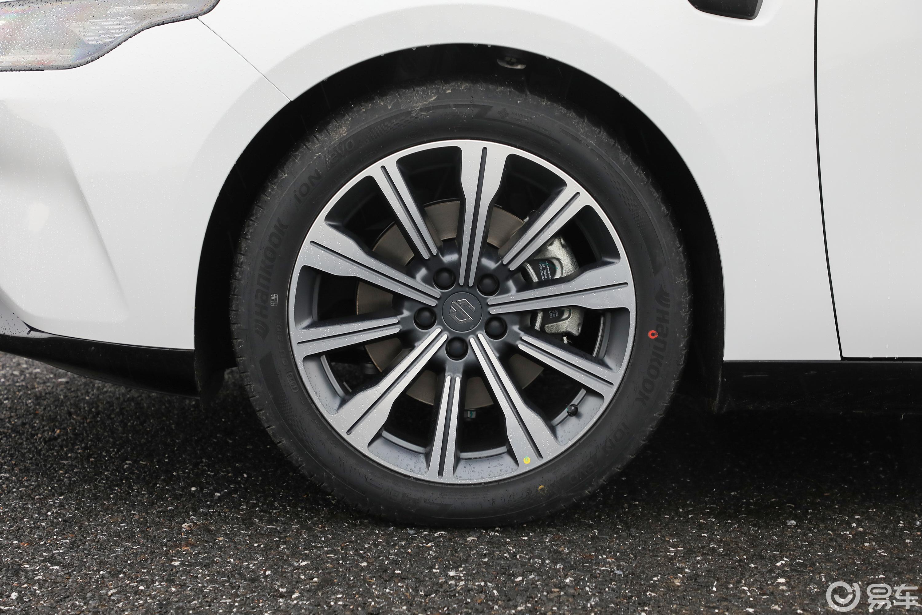 【零跑C01525km 525后驱舒享版前轮毂造型图片-汽车图片大全】-易车