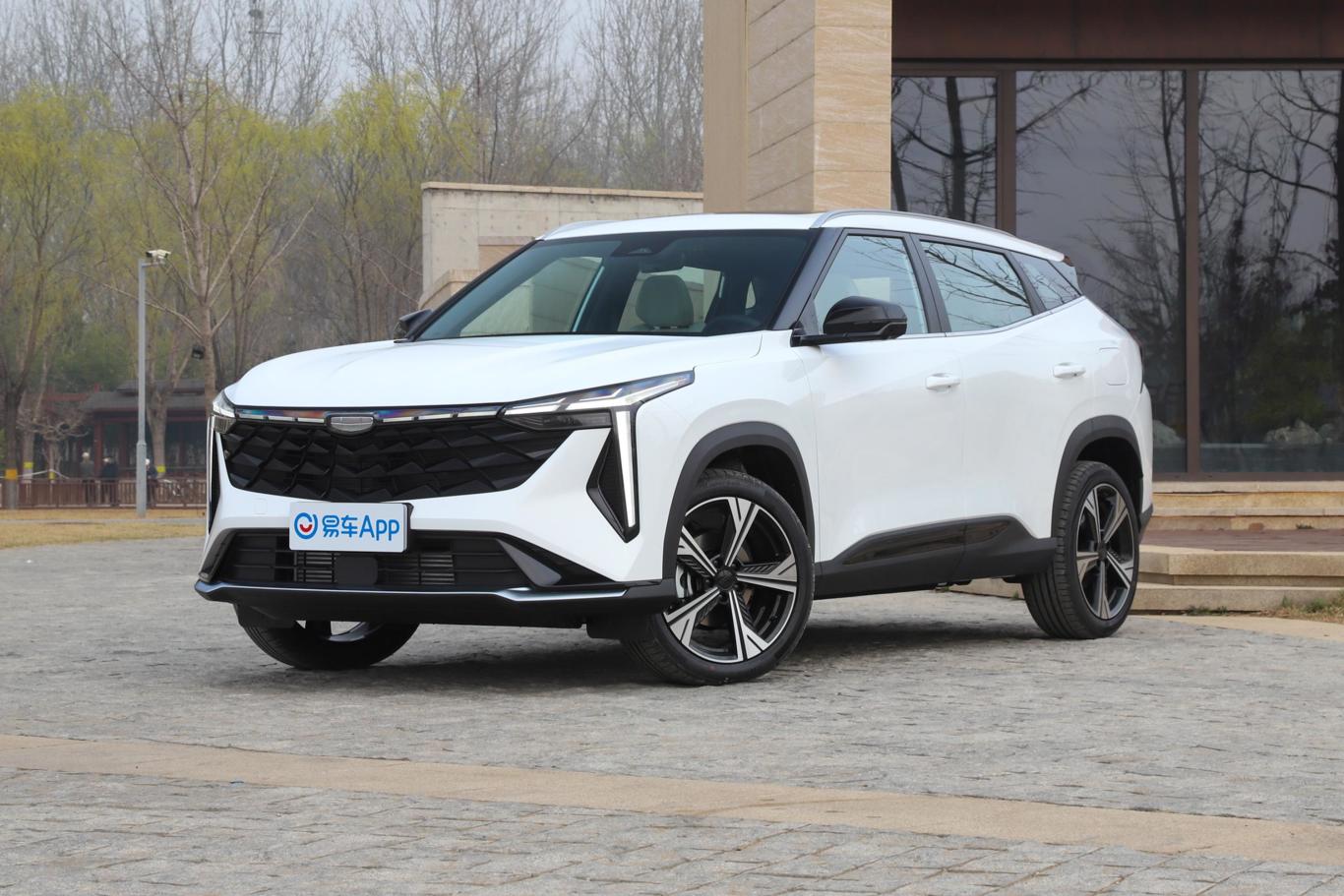 【博越博越COOL 1.5T 智尊型侧前45度车头向左水平图片-汽车图片大全】-易车