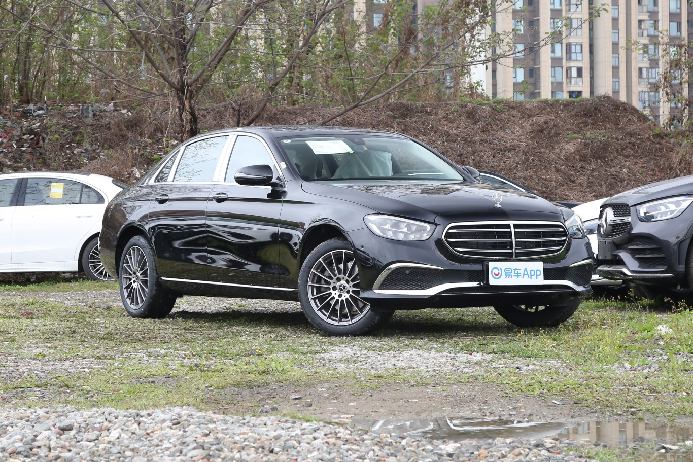 【奔驰E级改款 E 260 L 4MATIC侧前45度车头向右水平图片-汽车图片大全】-易车