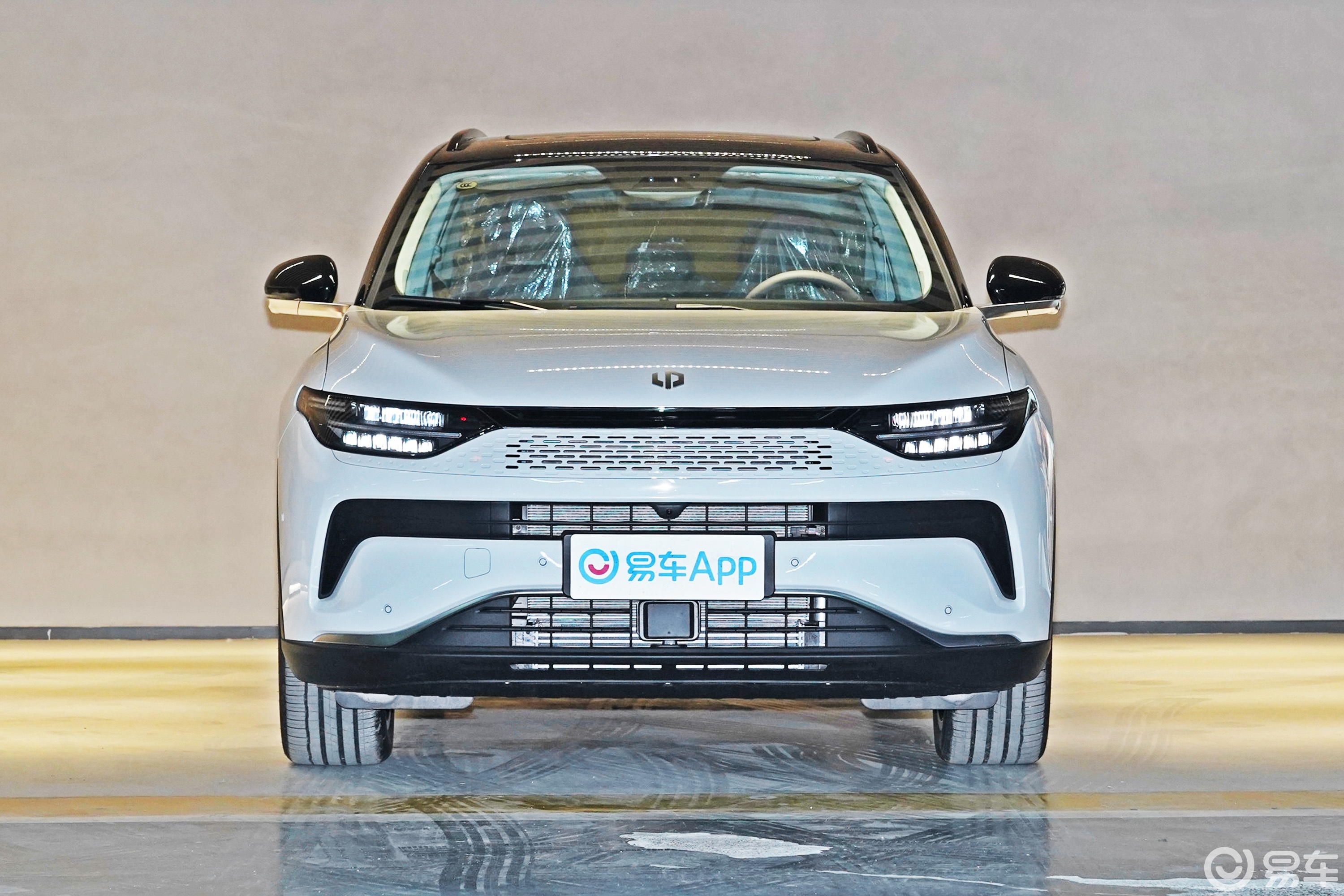 【零跑C11 增程版285km 285智享版正前水平图片-汽车图片大全】-易车