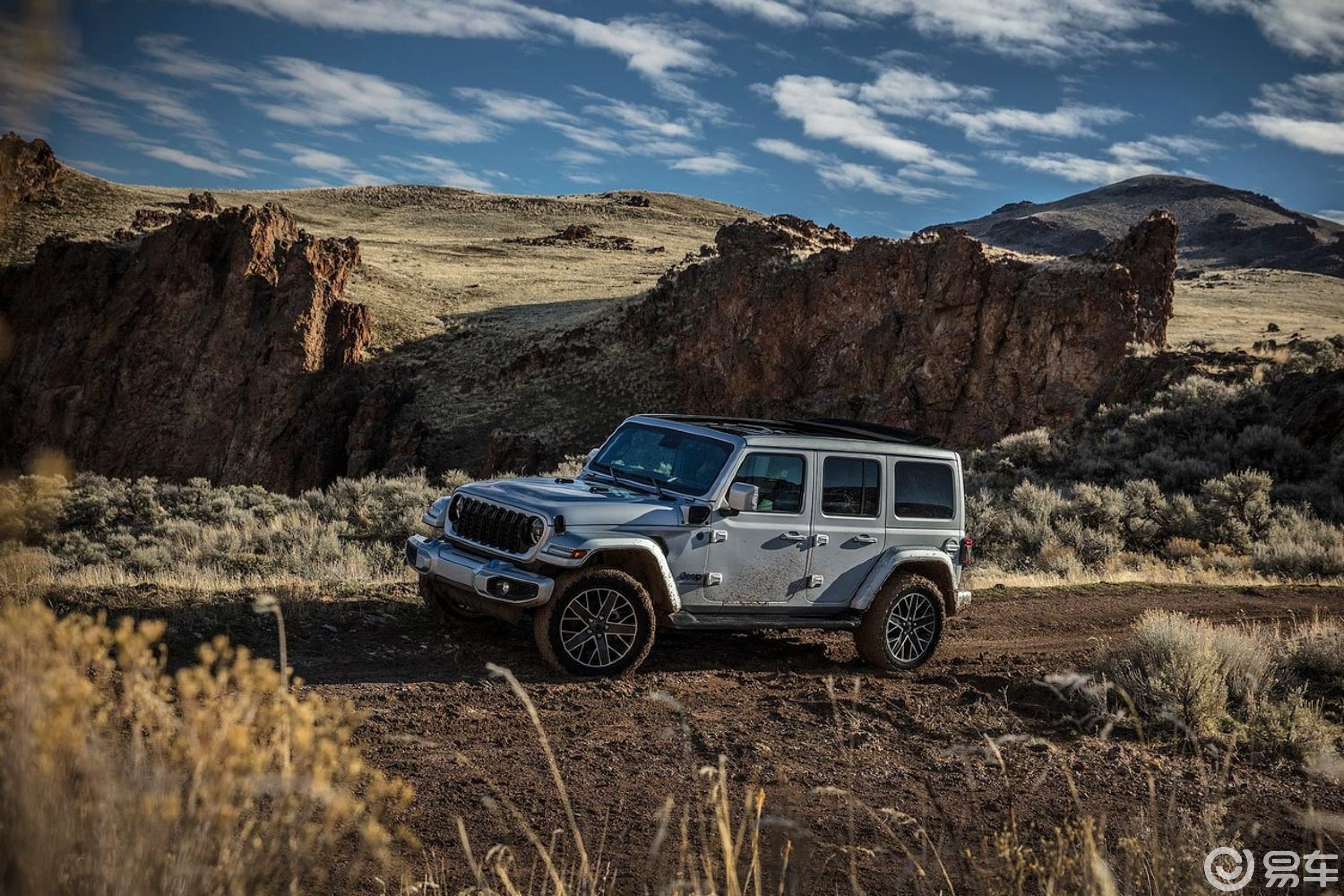 【牧马人4xe图片-汽车图片大全】-易车