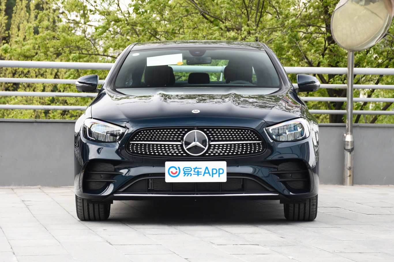 【奔驰E级改款 E 300 L 运动豪华型正前水平图片-汽车图片大全】-易车