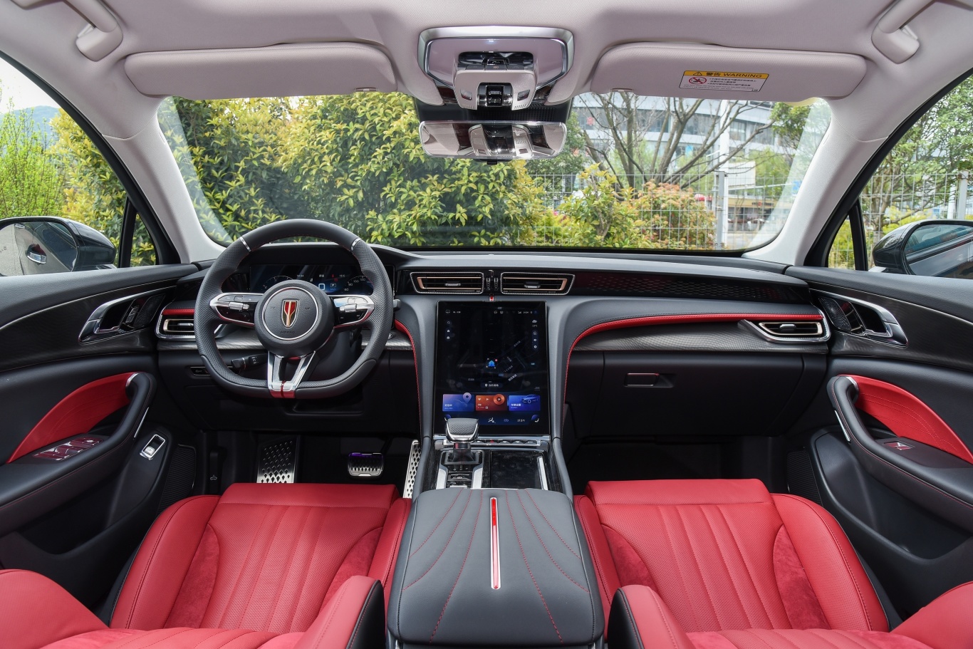 【红旗H62.0T 致逸版内饰全景正拍图片-汽车图片大全】-易车