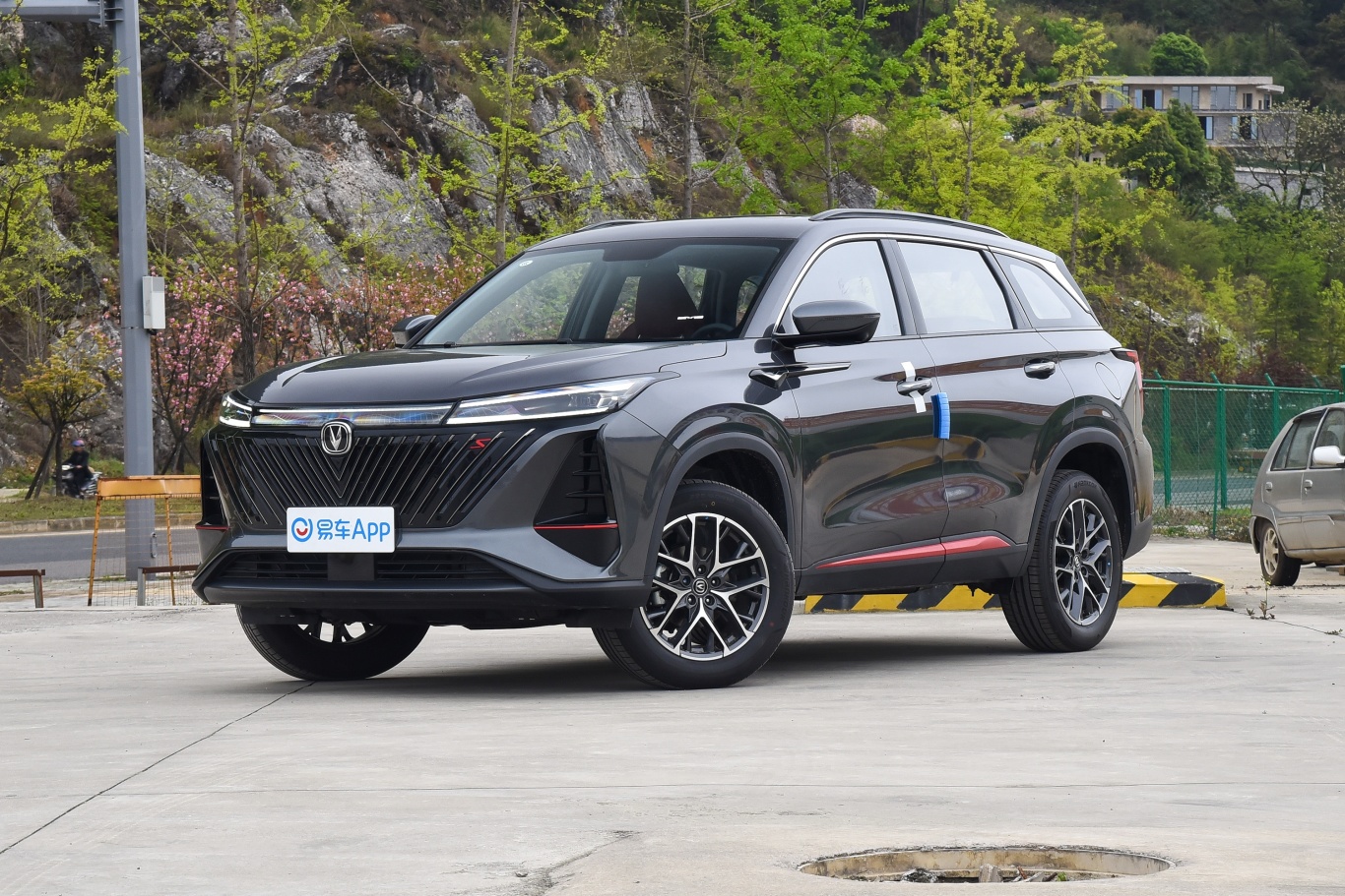 【长安CS75PLUS第二代 1.5T 精英型侧前45度车头向左水平图片-汽车图片大全】-易车