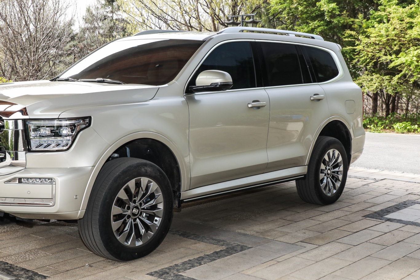 【坦克500新能源2.0T Hi4-T外观细节图片-汽车图片大全】-易车