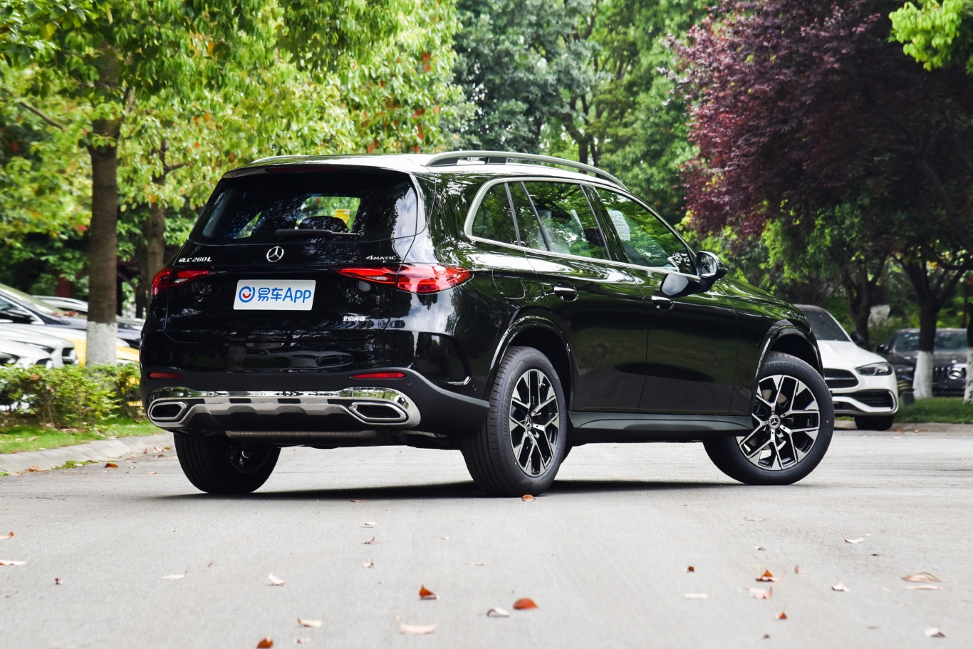 【奔驰GLCGLC 260 L 4MATIC 豪华型 5座侧后45度车头向右水平图片-汽车图片大全】-易车