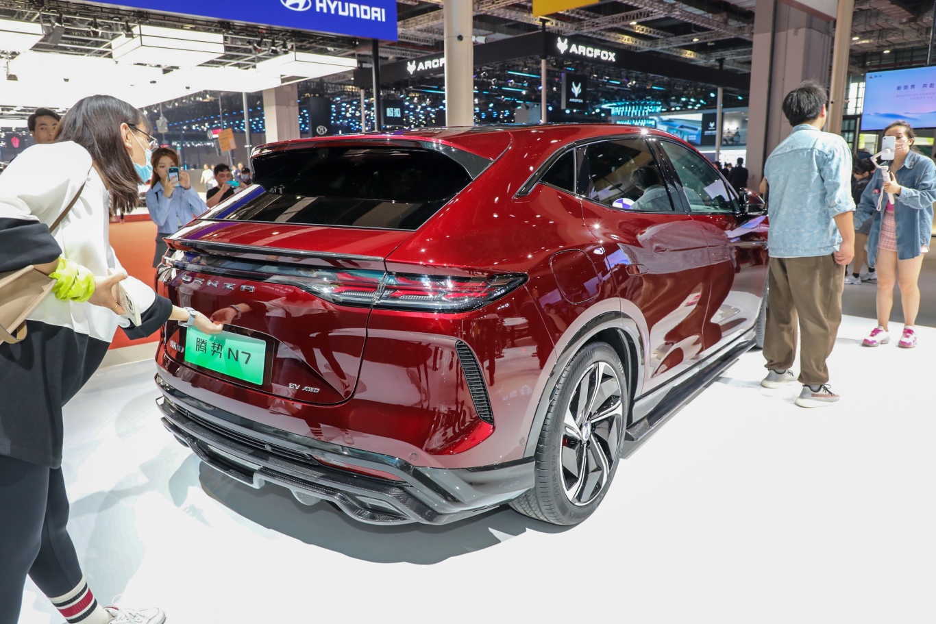 【腾势N7630km 四驱N-Sport版图片-汽车图片大全】-易车