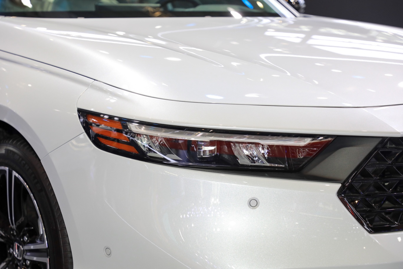 【雅阁 e:PHEV2.0L 82km 旗舰版图片-汽车图片大全】-易车