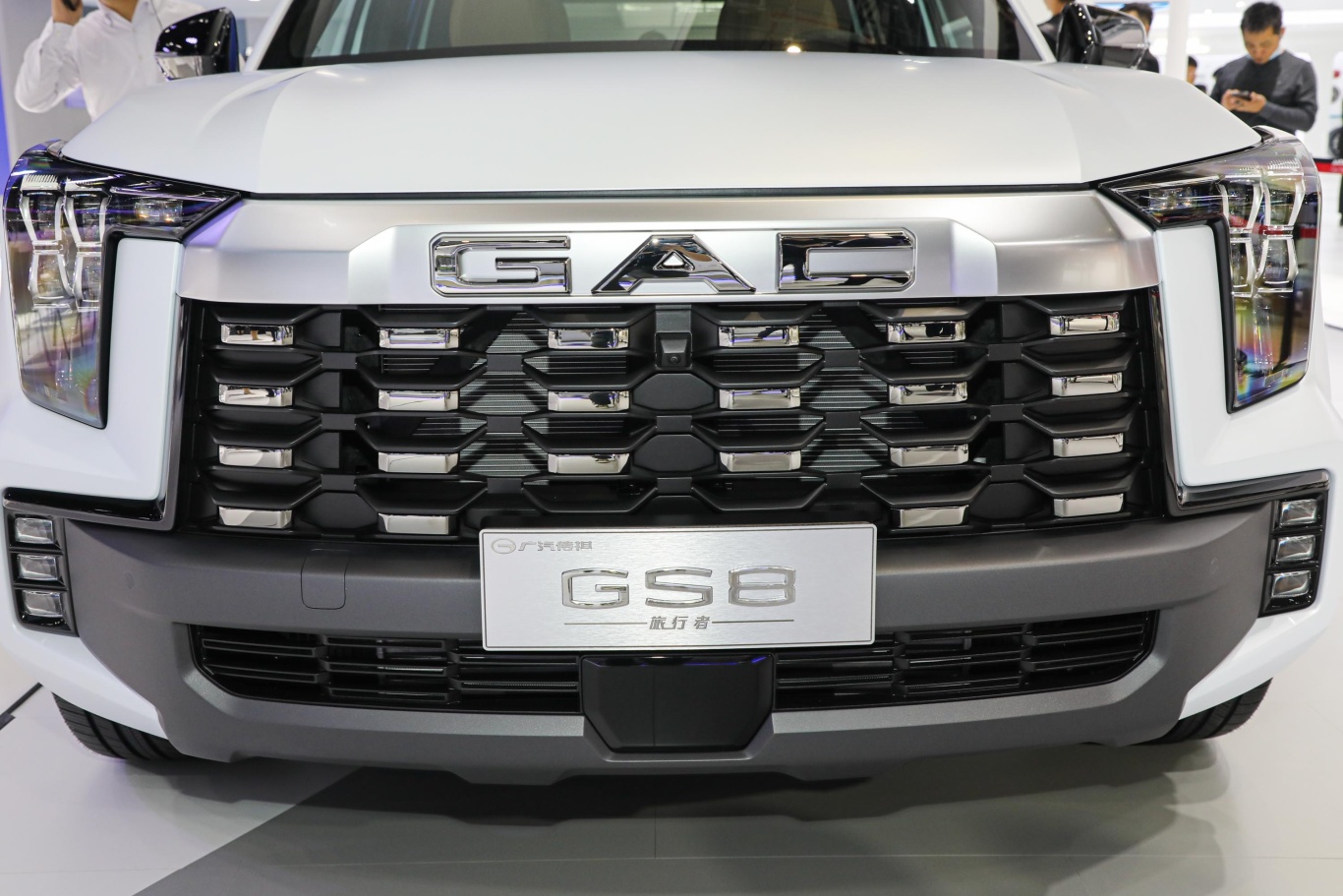 【传祺GS82.0T 旅行者 6座图片-汽车图片大全】-易车