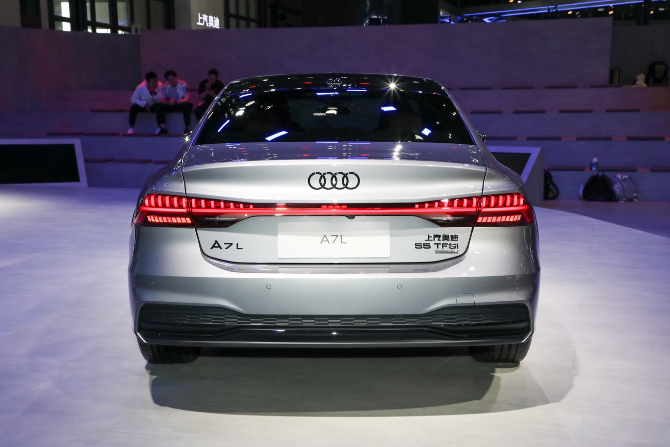 【奥迪A7L55 TFSI quattro S-line 黑武士版图片-汽车图片大全】-易车