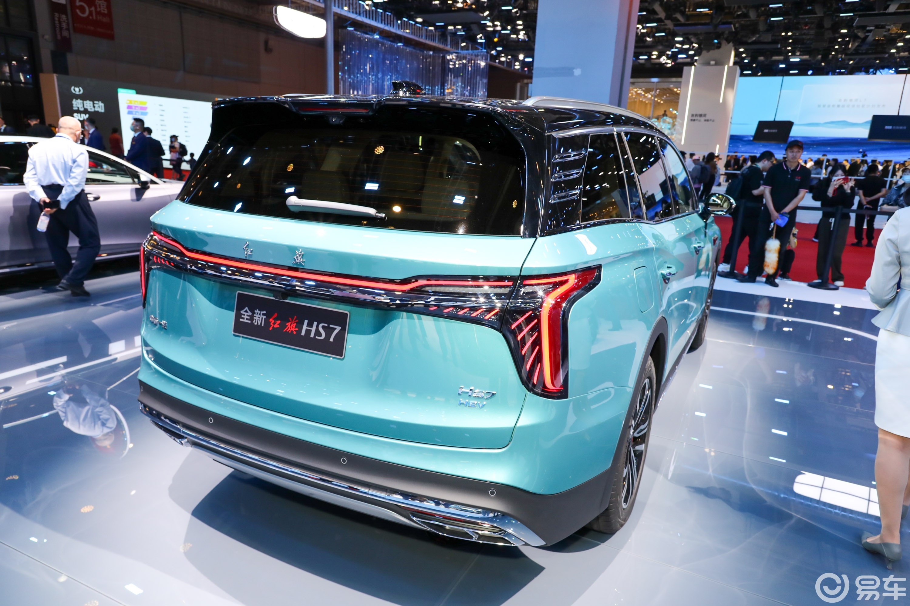 【红旗HS72.0T 四驱旗领版 6座外观图片-汽车图片大全】-易车