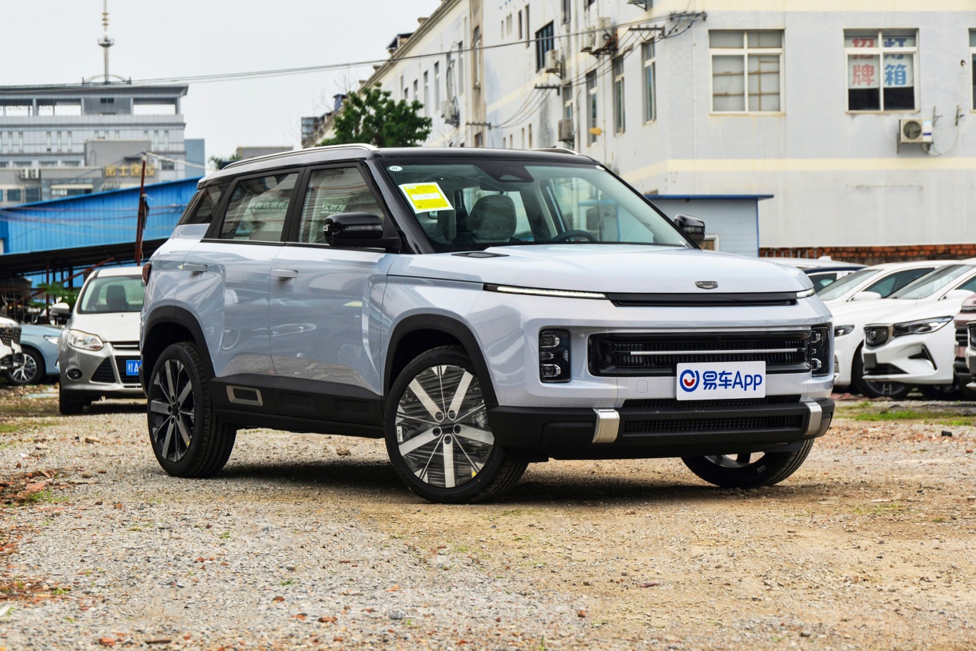 【吉利ICON1.5T 主角侧前45度车头向右水平图片-汽车图片大全】-易车