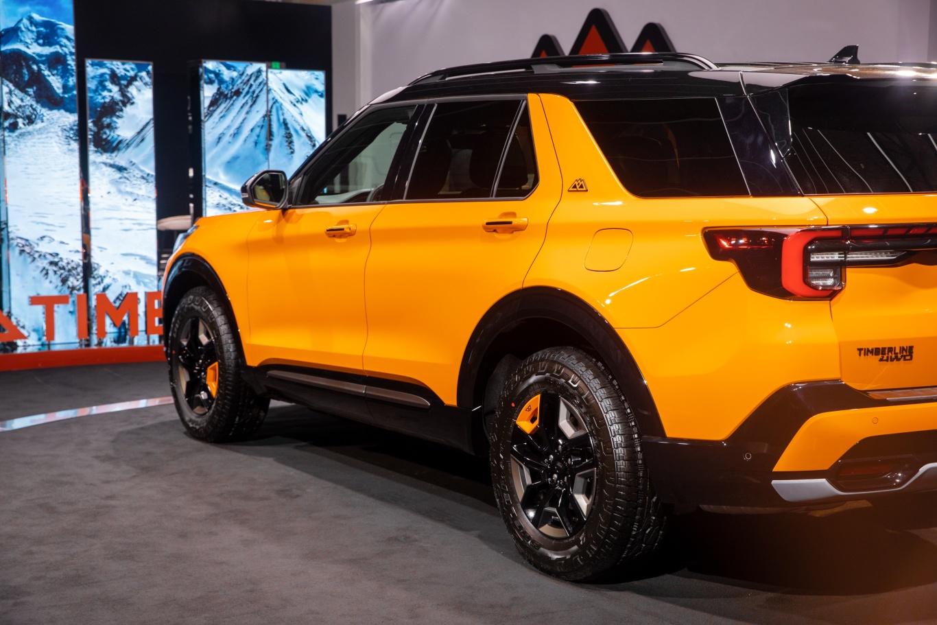 【探险者EcoBoost 285 四驱昆仑巅峰版 7座外观细节图片-汽车图片大全】-易车