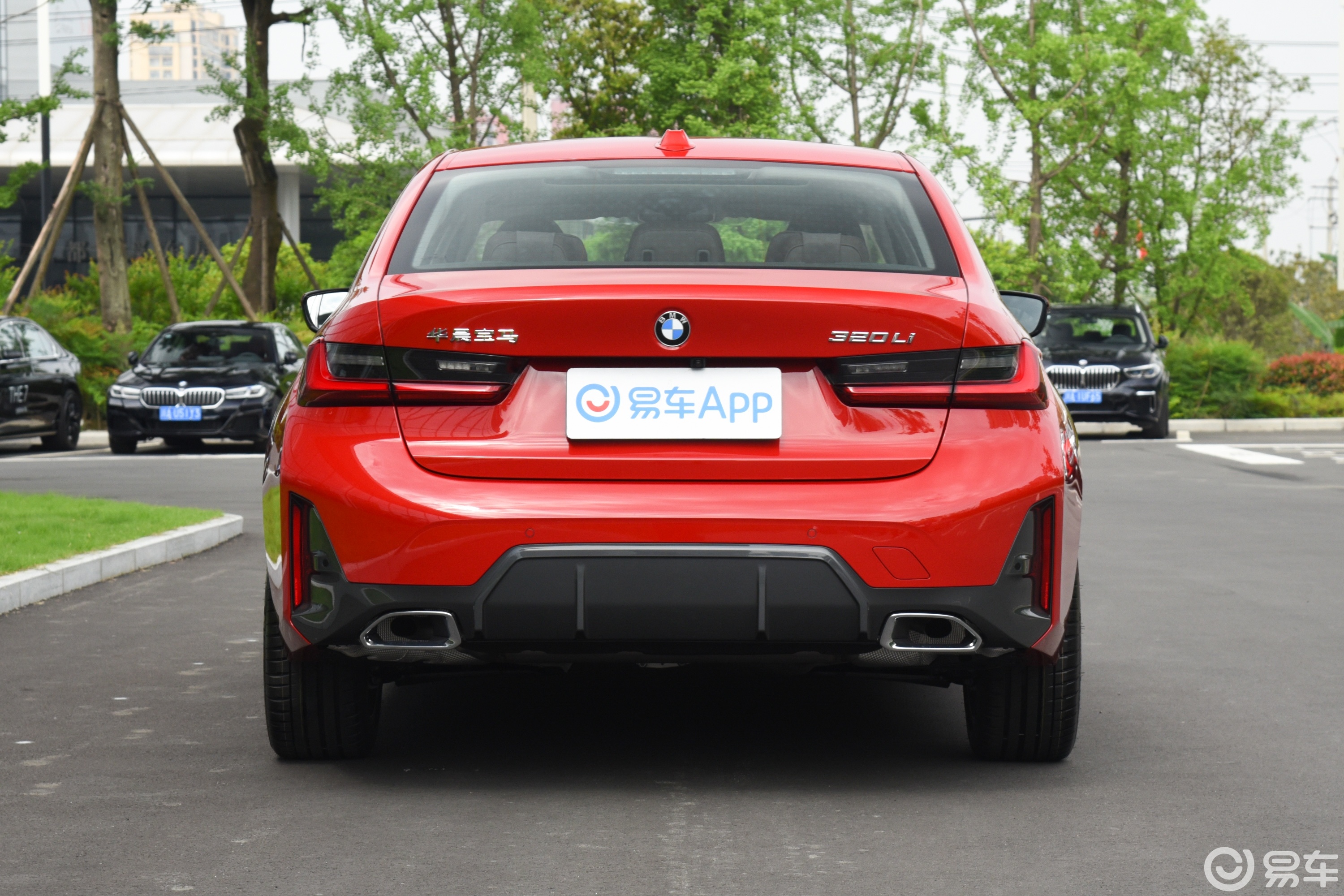 【宝马3系320Li M运动套装正后水平图片-汽车图片大全】-易车