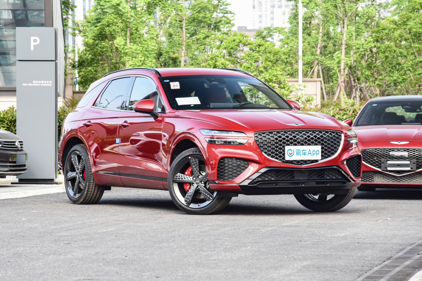 【捷尼赛思GV702.5T 四驱旗舰版侧前45度车头向右水平图片-汽车图片大全】-易车