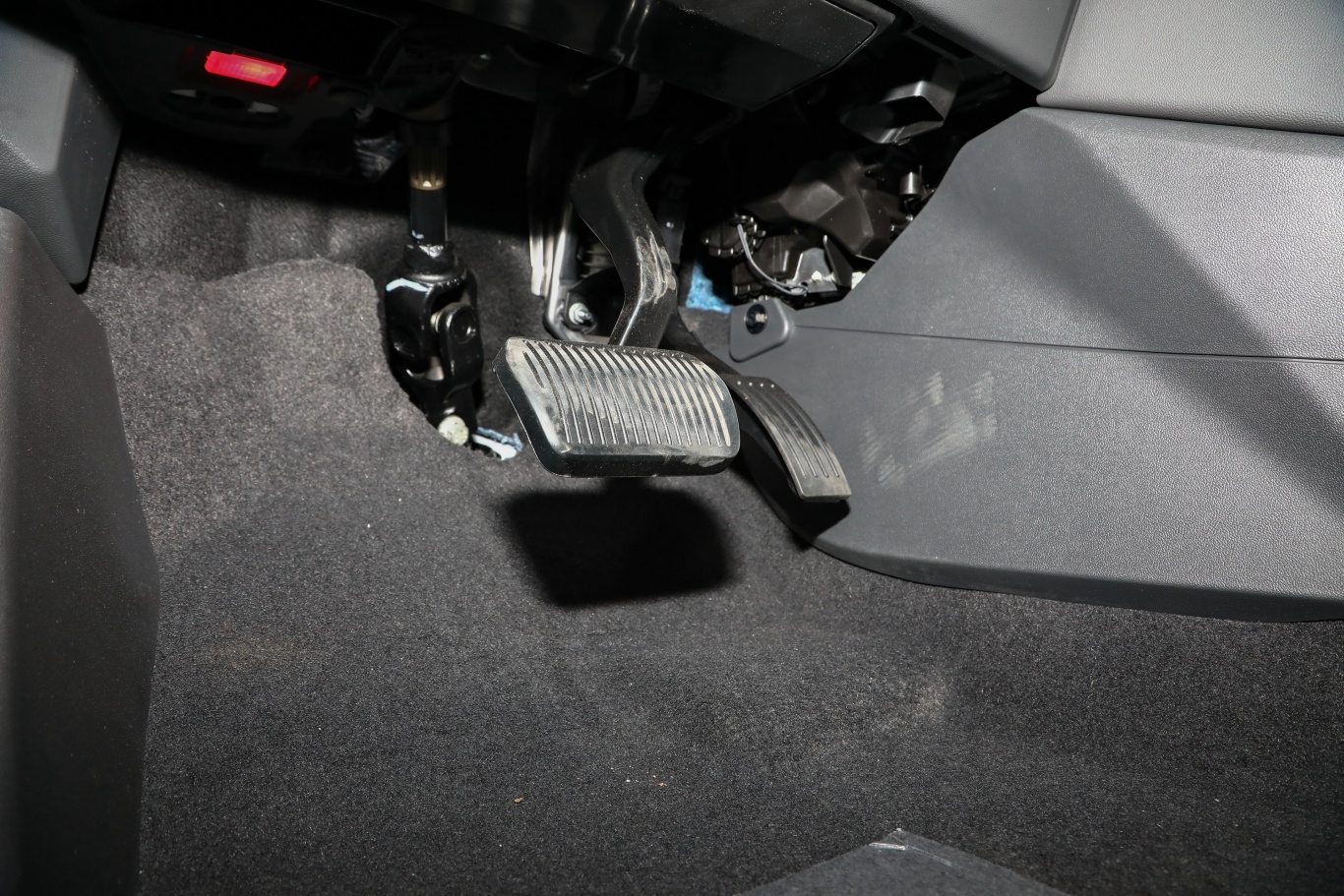 【锐界锐界L E混动 2.0T 两驱豪华型 7座脚踏板图片-汽车图片大全】-易车