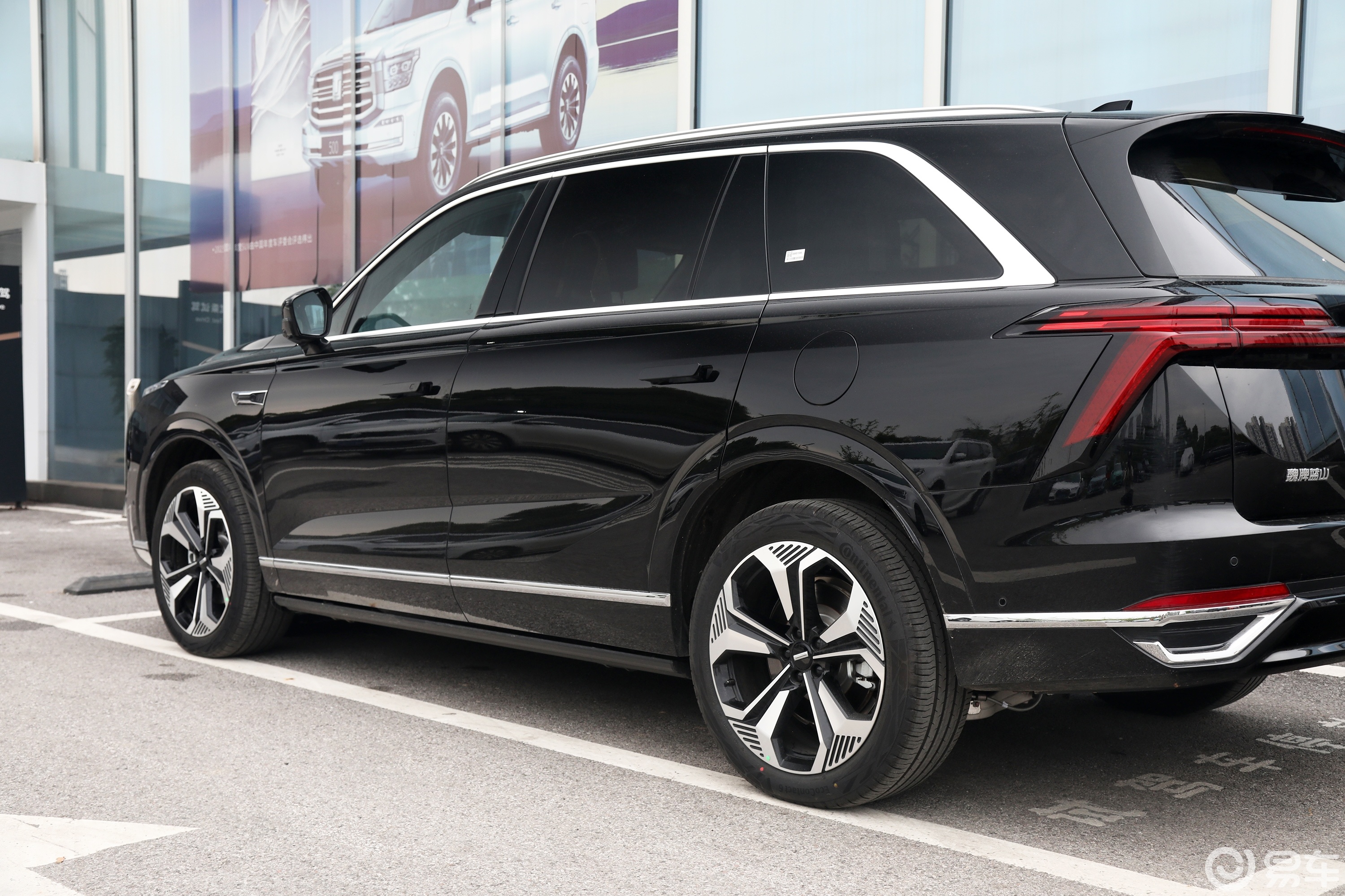 【蓝山DHT-PHEV1.5T 180km 四驱超长续航版外观图片-汽车图片大全】-易车