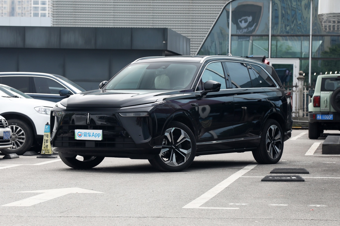 【魏牌蓝山1.5T 180km 四驱超长续航版侧前45度车头向左水平图片-汽车图片大全】-易车