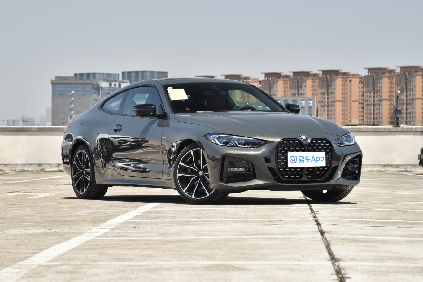 【宝马4系双门轿跑车 430i M运动曜夜套装侧前45度车头向右水平图片-汽车图片大全】-易车