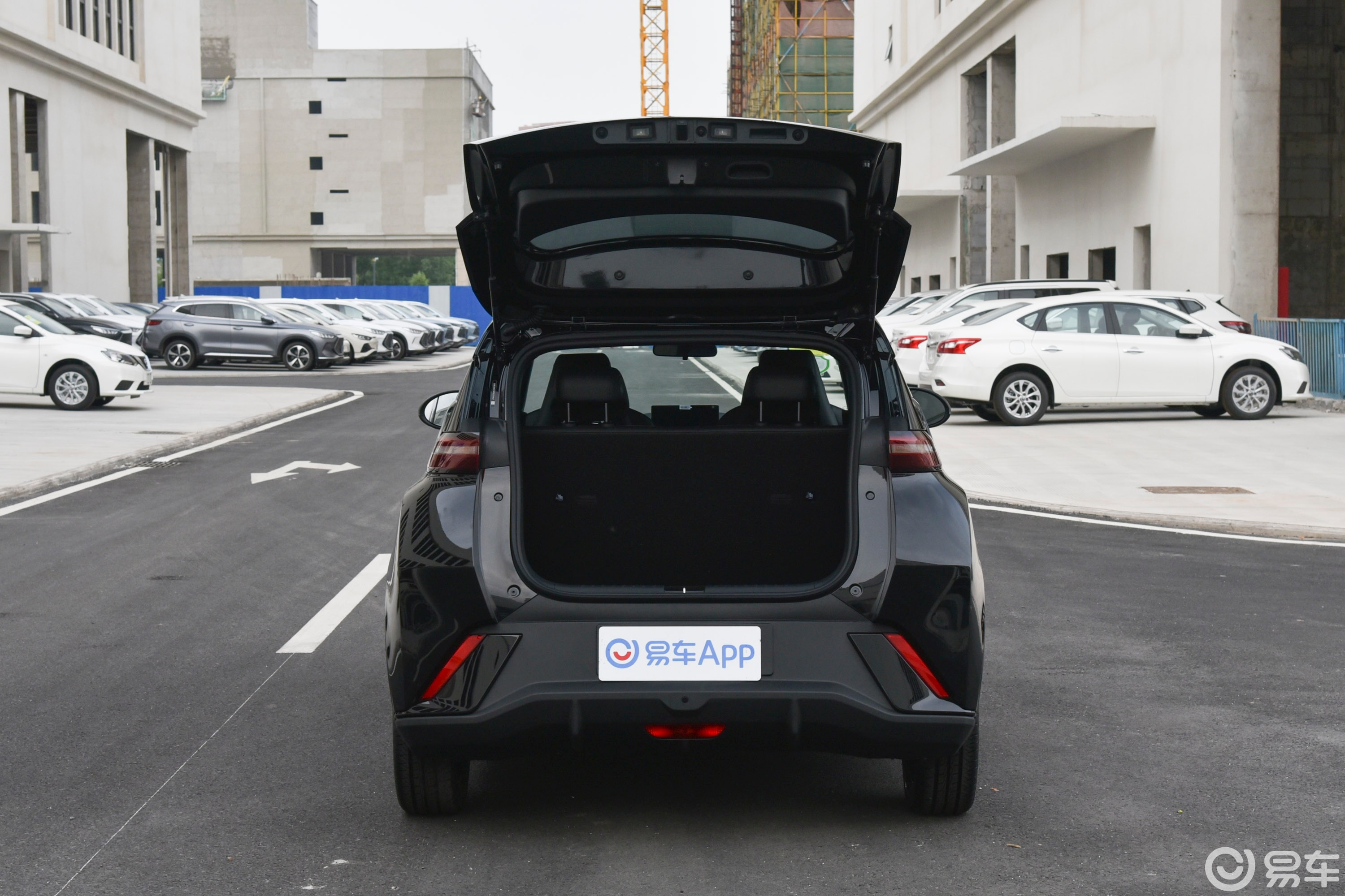 【海鸥405km 飞翔版后备厢图片-汽车图片大全】-易车