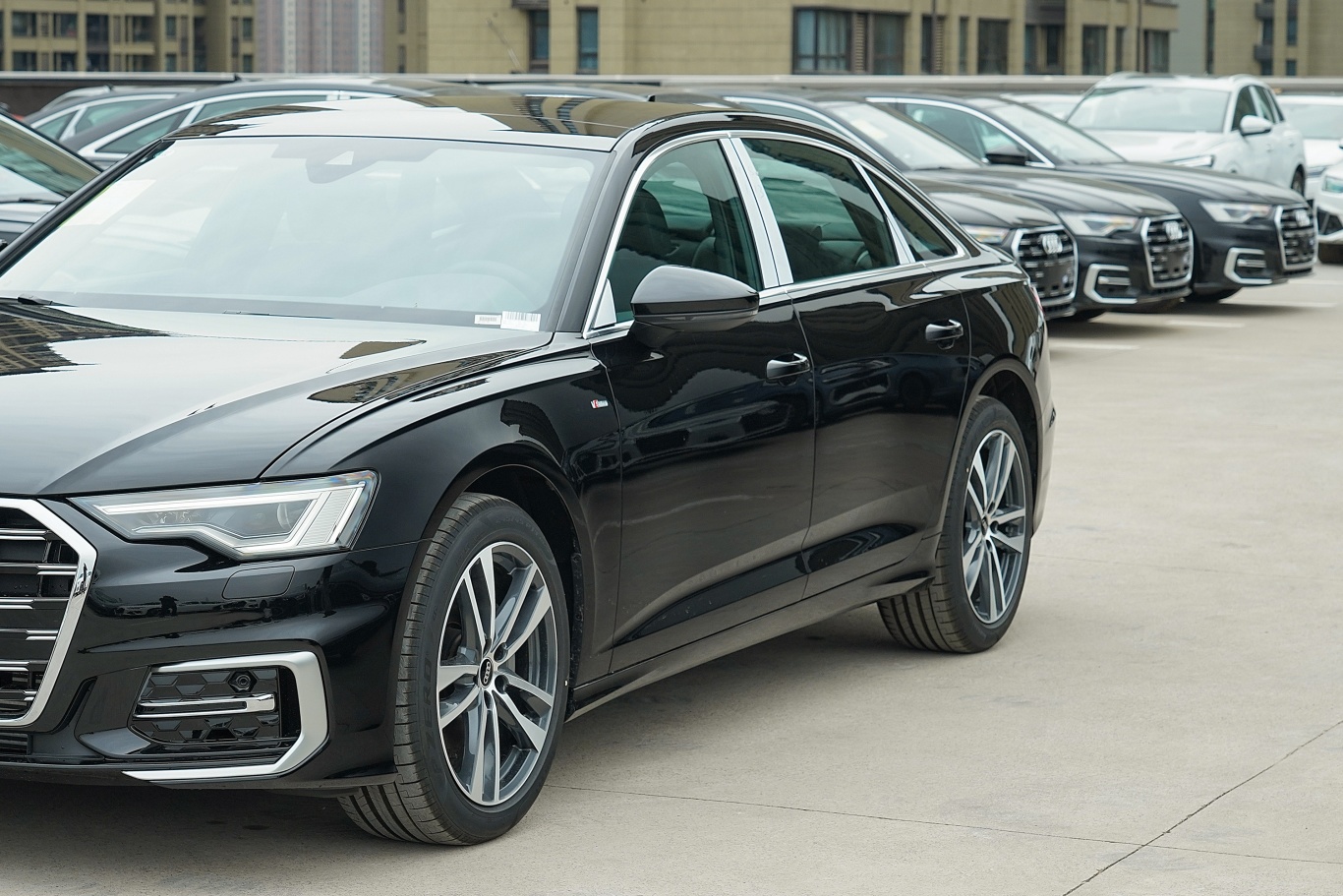 【奥迪A6L改款 40 TFSI 豪华动感型外观细节图片-汽车图片大全】-易车