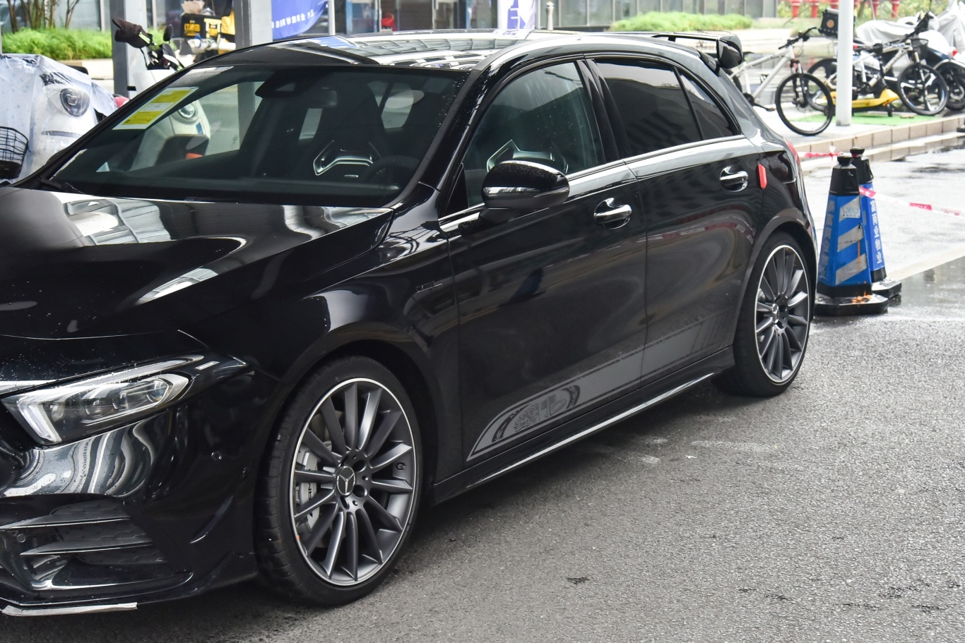 【奔驰A级 AMG(进口)AMG A 35 4MATIC 55周年纪念版外观细节图片-汽车图片大全】-易车