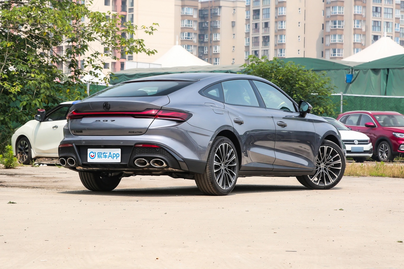 【MG72.0T 自动猎美奢享版侧后45度车头向右水平图片-汽车图片大全】-易车