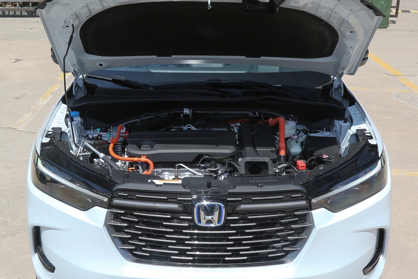 【本田HR-Ve:HEV 2.0L 动魄版前舱整体图片-汽车图片大全】-易车