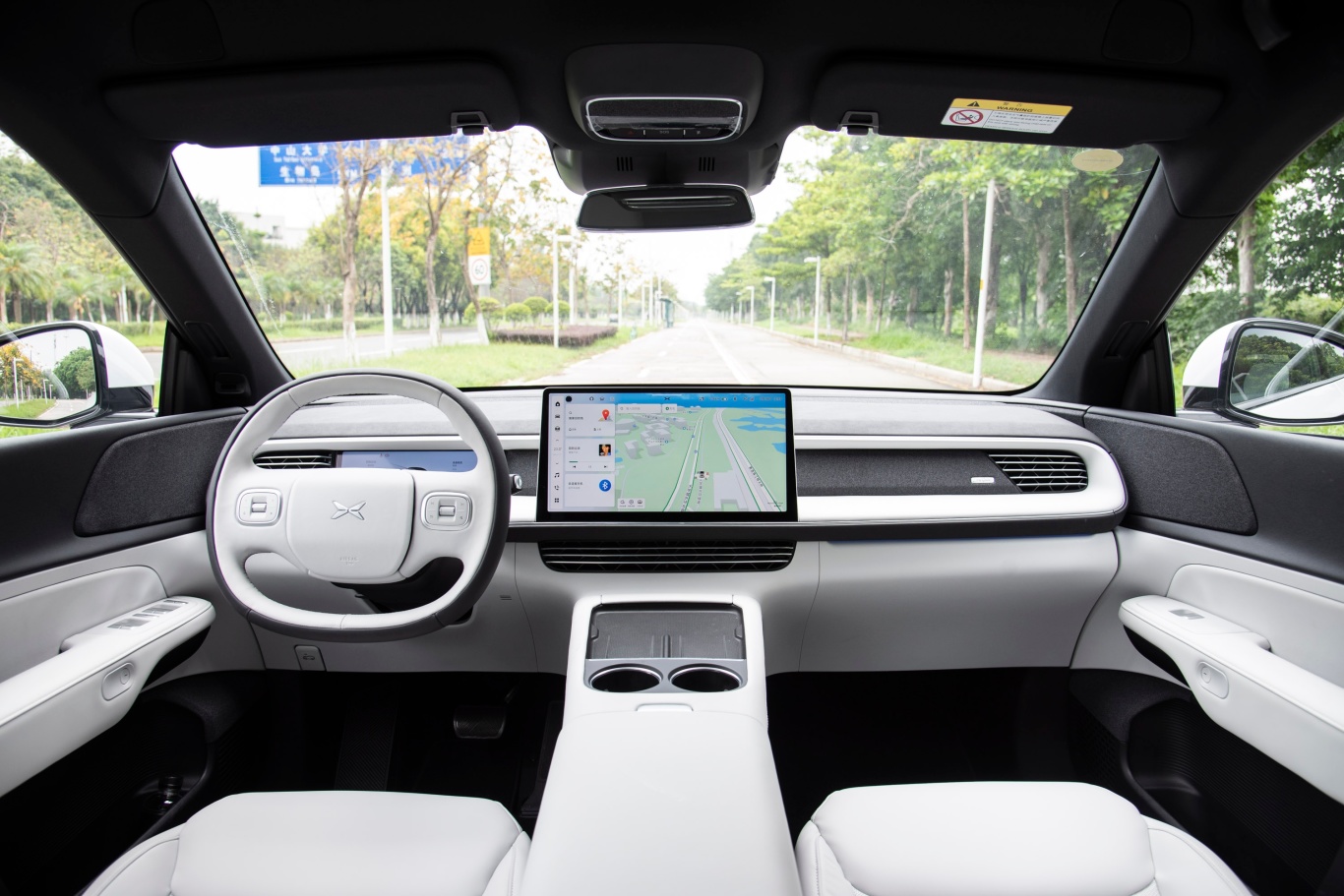 【小鹏G6700 四驱高性能Max内饰全景正拍图片-汽车图片大全】-易车