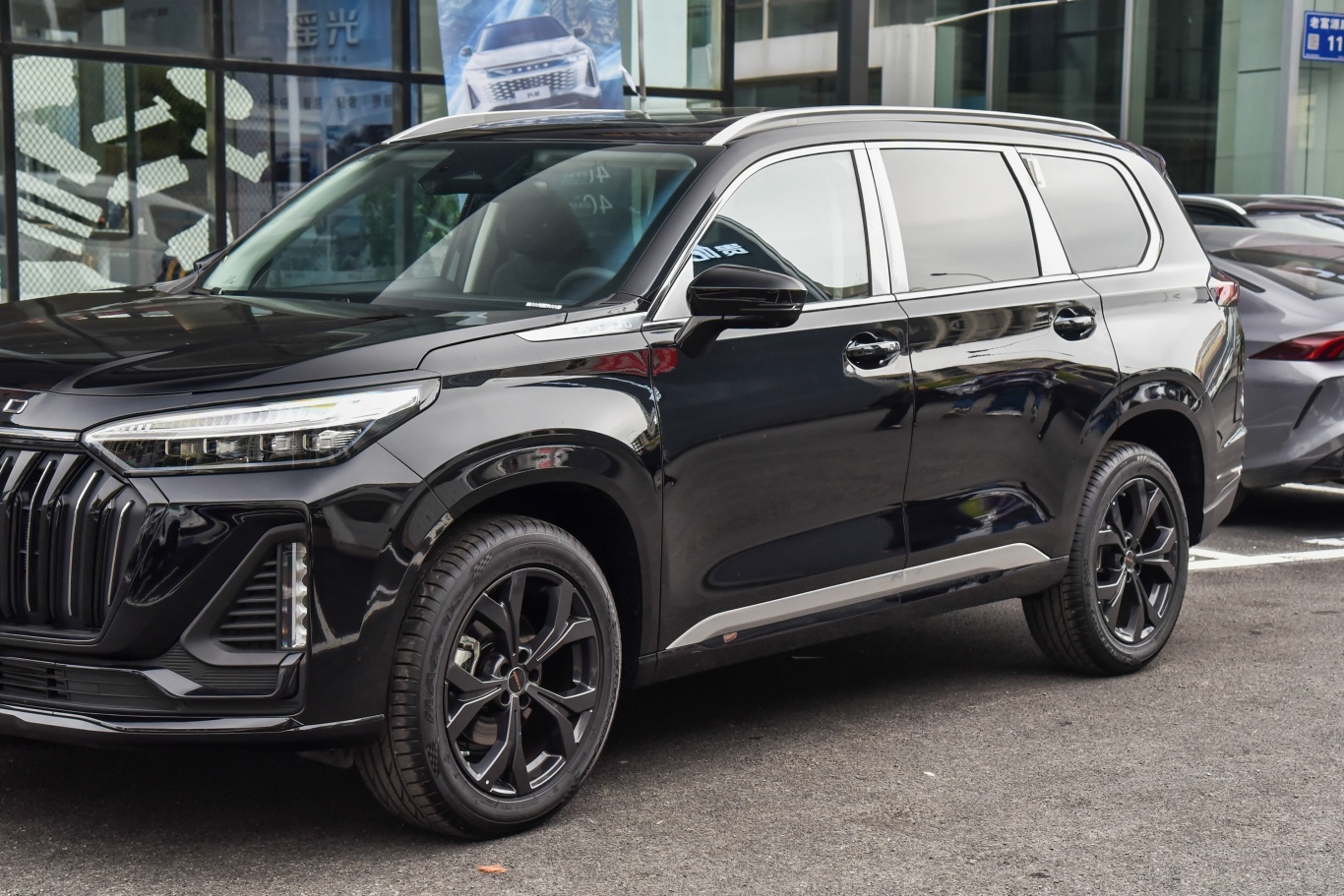 【星途揽月400T 两驱彩云版外观细节图片-汽车图片大全】-易车