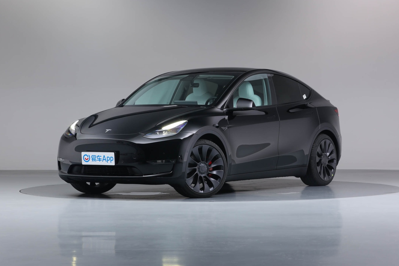 【Model Y615km Performance高性能全轮驱动版侧前45度车头向左水平图片-汽车图片大全】-易车
