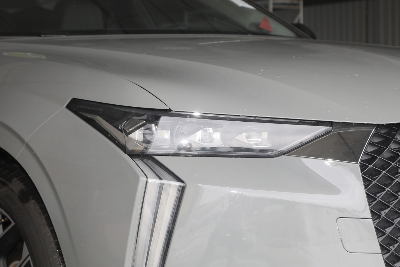 【DS 41.6T 里沃利CROSS版外观灯组图片-汽车图片大全】-易车