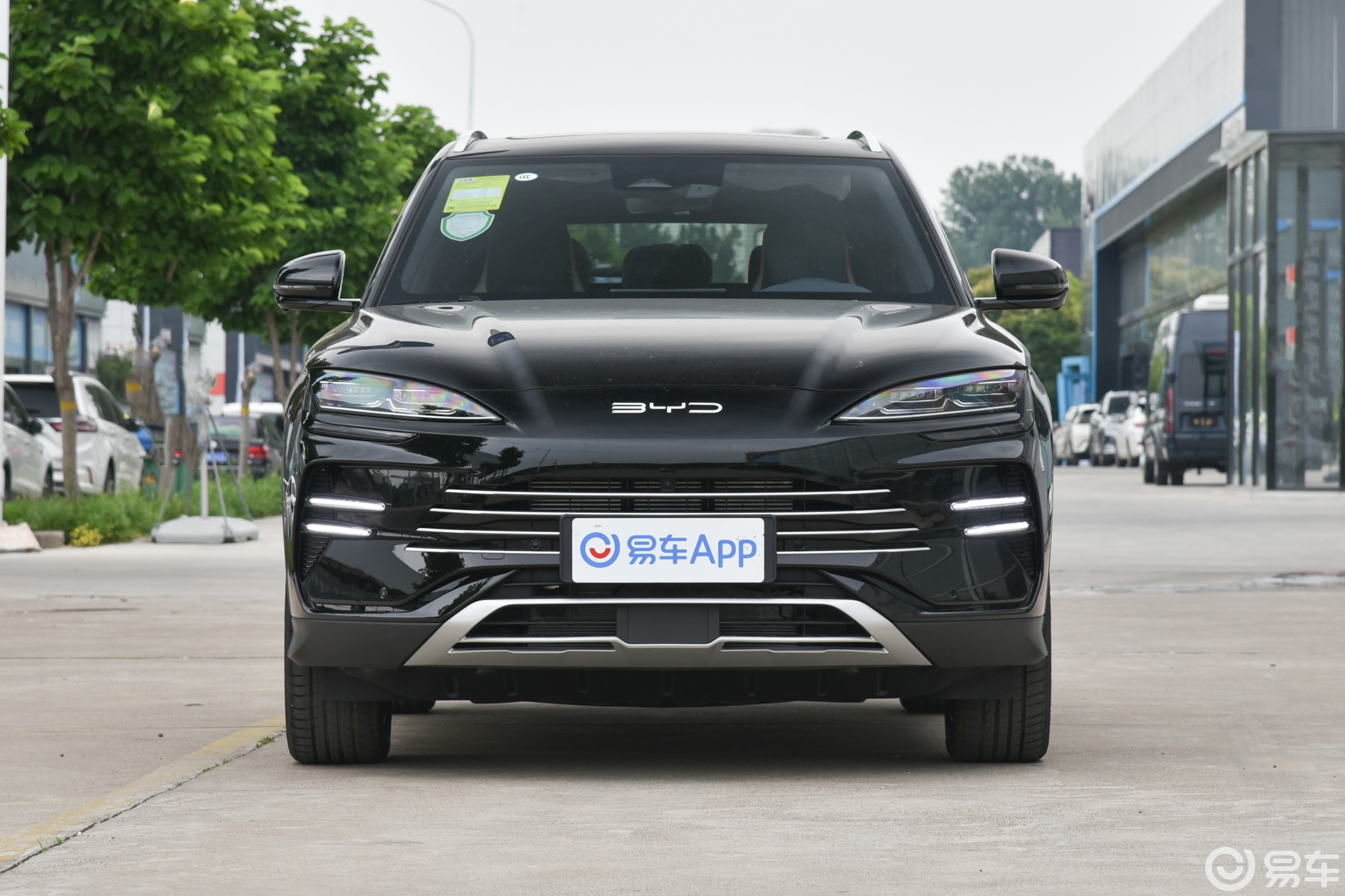 【宋PLUS新能源DM-i 冠军版 1.5L 110km 旗舰PLUS正前水平图片-汽车图片大全】-易车