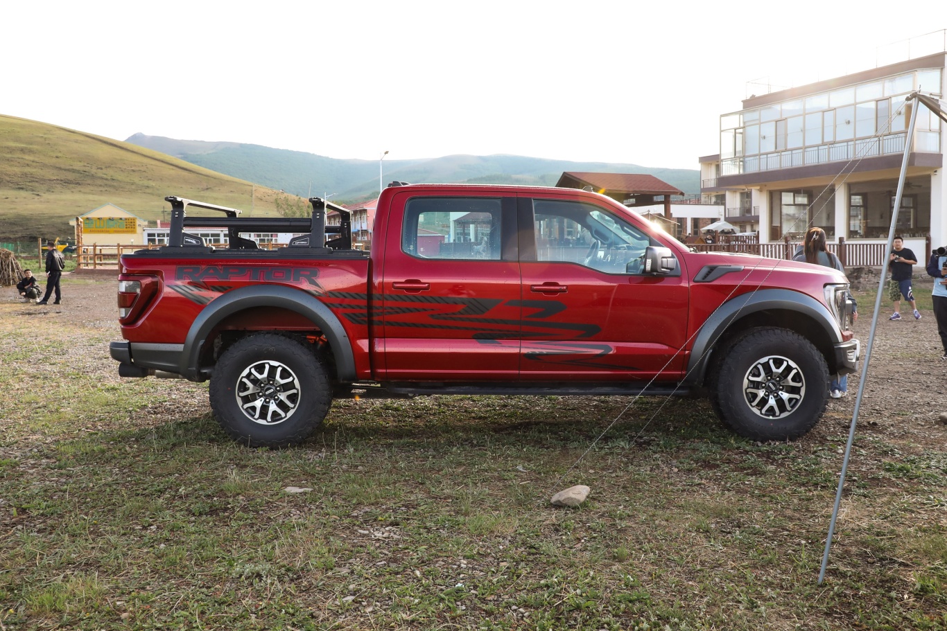 【福特F-1503.5T 猛禽烈焰风暴特别版正侧车头向右水平图片-汽车图片大全】-易车