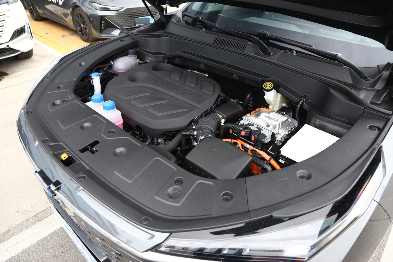 【长安欧尚Z6新能源1.5T 150km 旗舰型动力底盘图片-汽车图片大全】-易车