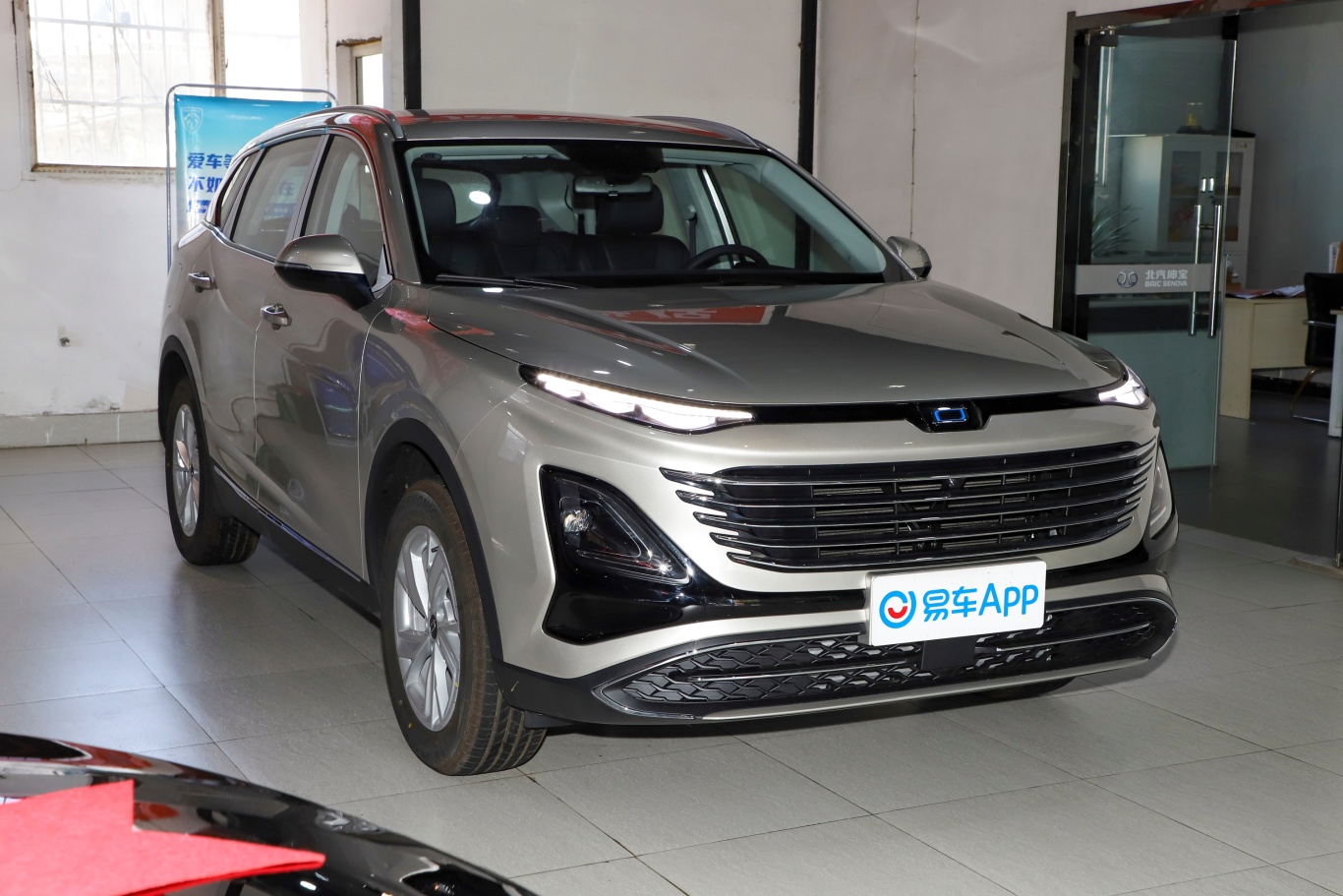 【奔腾T901.5T 双离合舒适版侧前45度车头向右水平图片-汽车图片大全】-易车