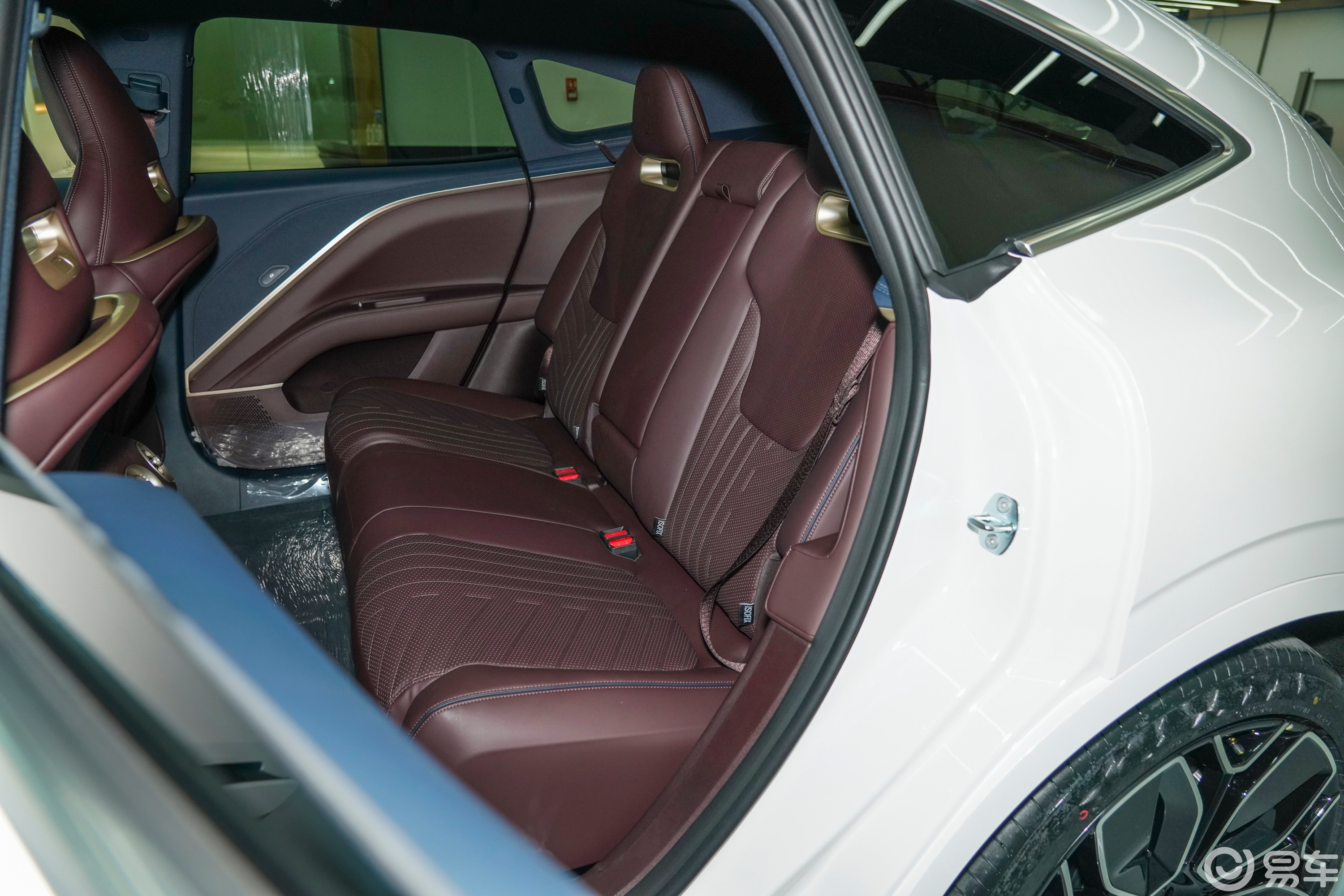 【阿维塔11705km 超长续航单电机版 5座后排座椅图片-汽车图片大全】-易车