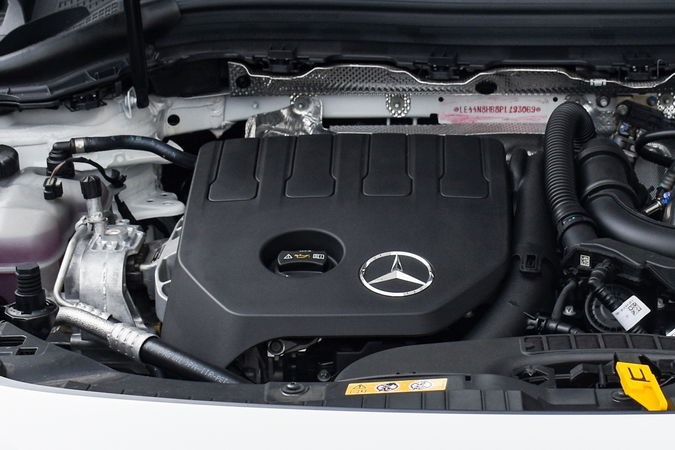 【奔驰GLA改款 GLA 200发动机/电机特写图片-汽车图片大全】-易车