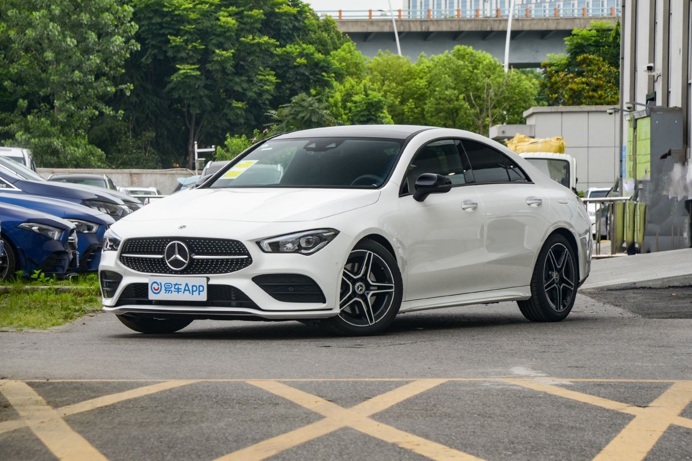 【奔驰CLA改款 CLA 260 4MATIC侧前45度车头向左水平图片-汽车图片大全】-易车