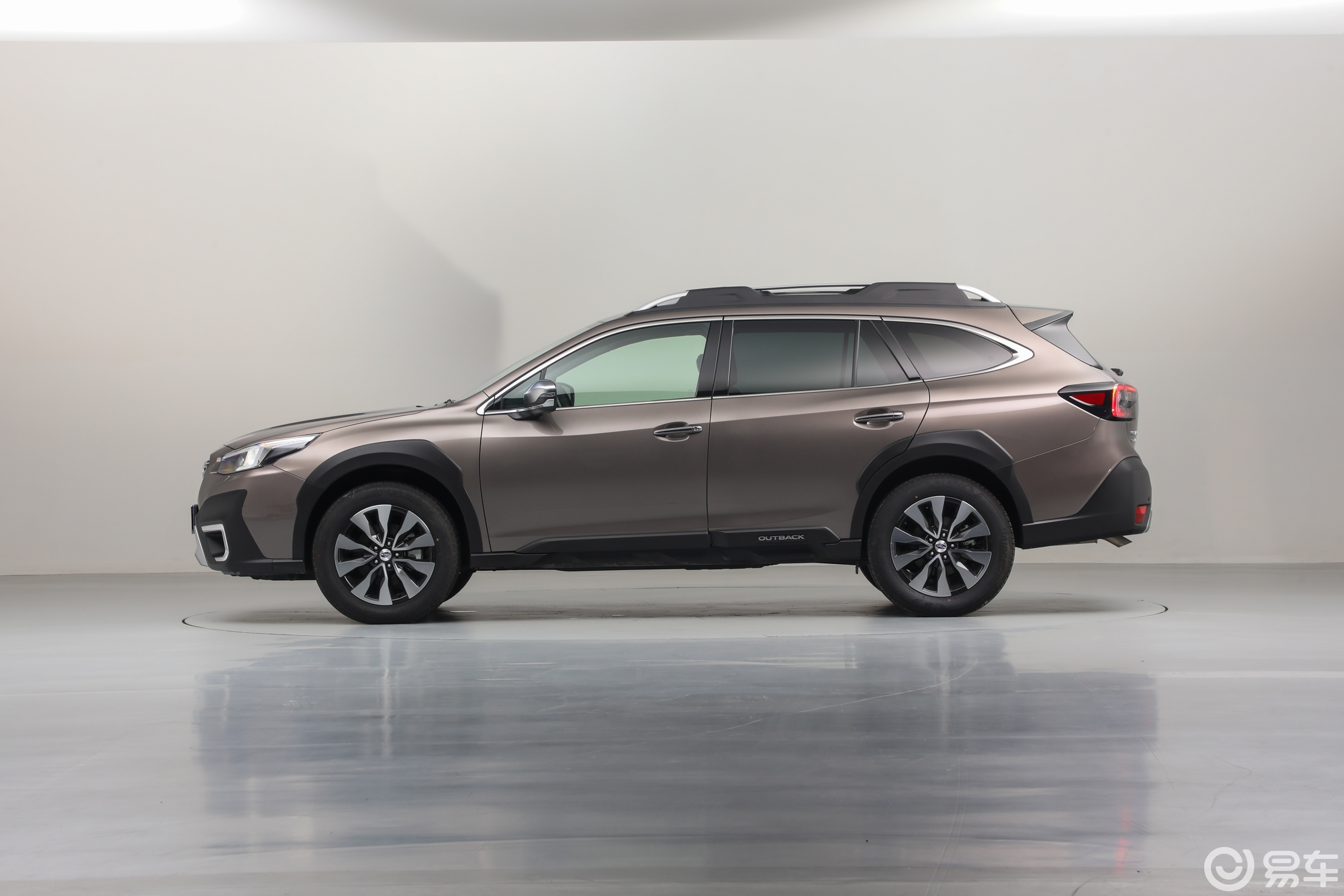 【傲虎2.5i AWD旗舰版EyeSight正侧车头向左水平图片-汽车图片大全】-易车