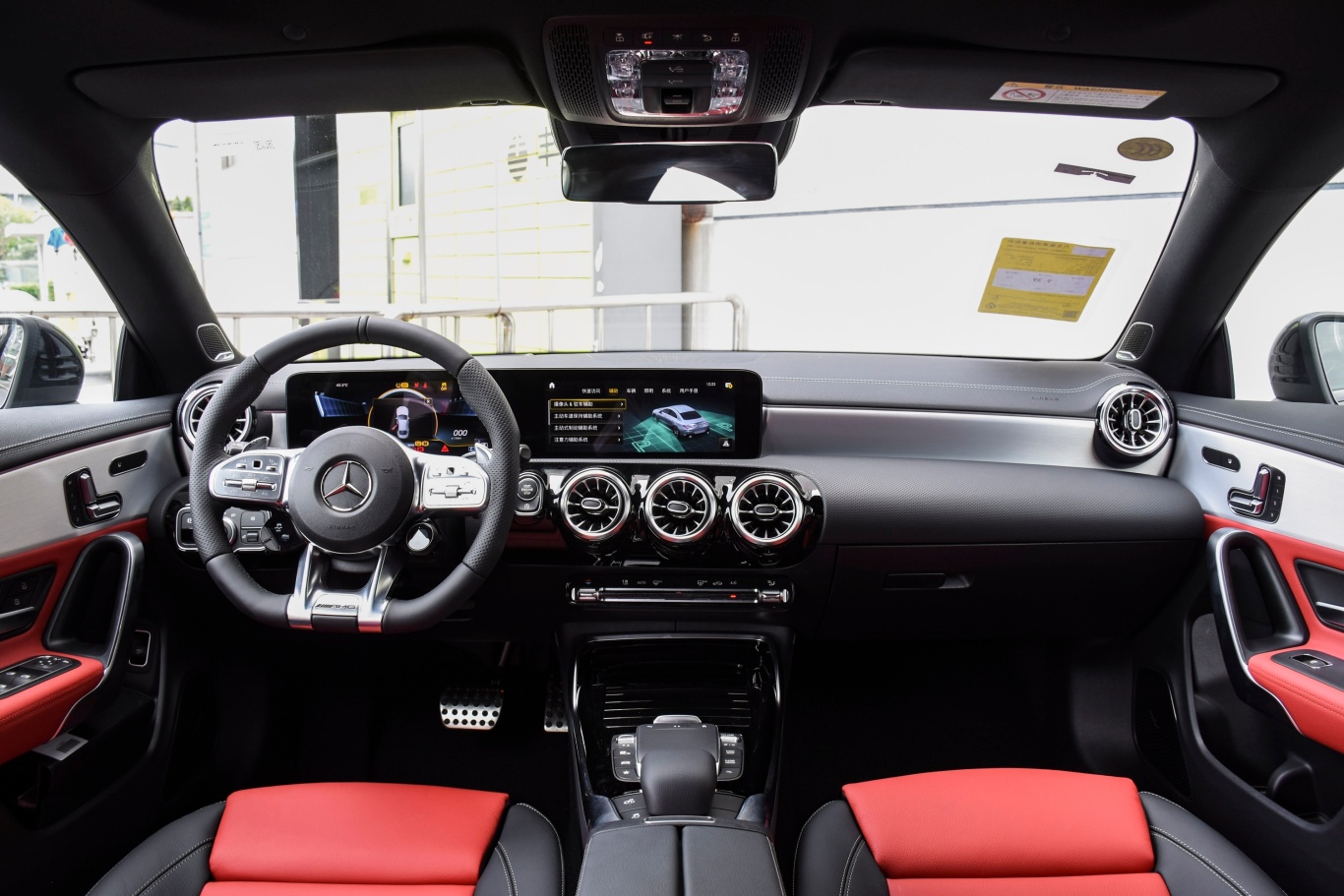 【奔驰CLA AMG改款 AMG CLA 35 4MATIC内饰全景正拍图片-汽车图片大全】-易车