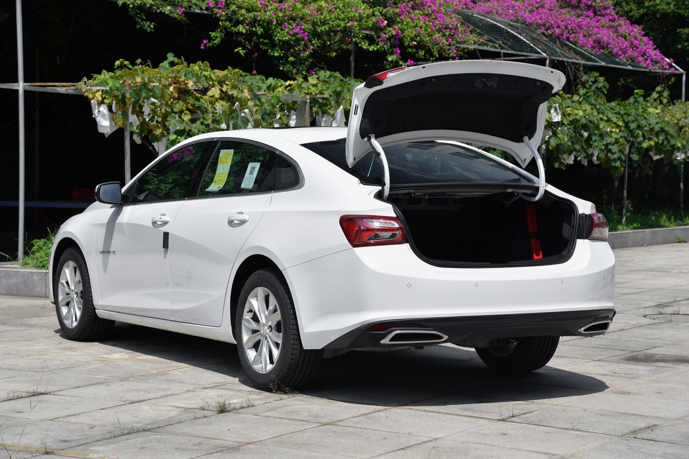 【迈锐宝XL535T 锐动版后备厢开启45度侧拍图片-汽车图片大全】-易车