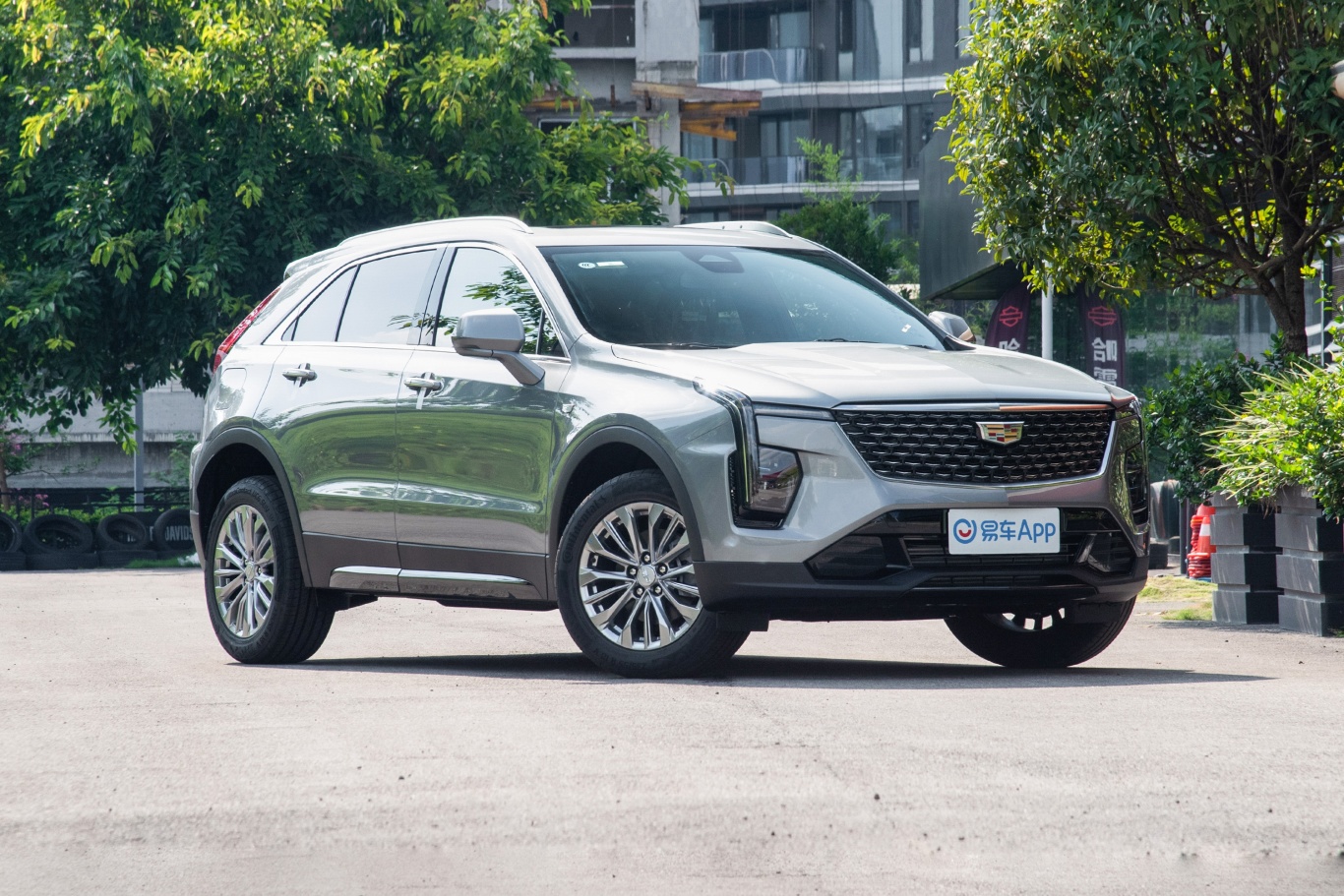 【凯迪拉克XT428T 两驱豪华型侧前45度车头向右水平图片-汽车图片大全】-易车