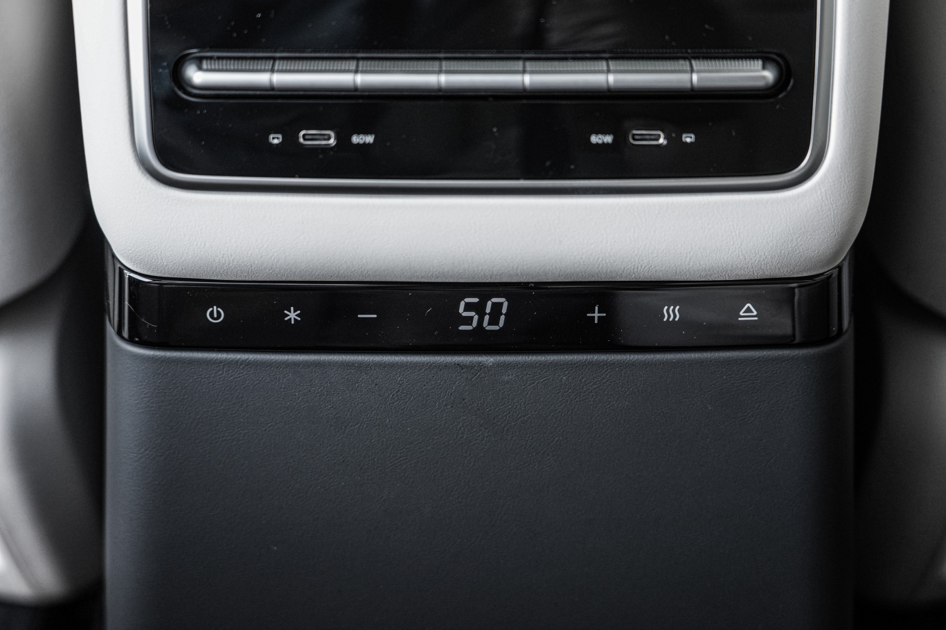 【理想L9L9 Pro后排功能图片-汽车图片大全】-易车