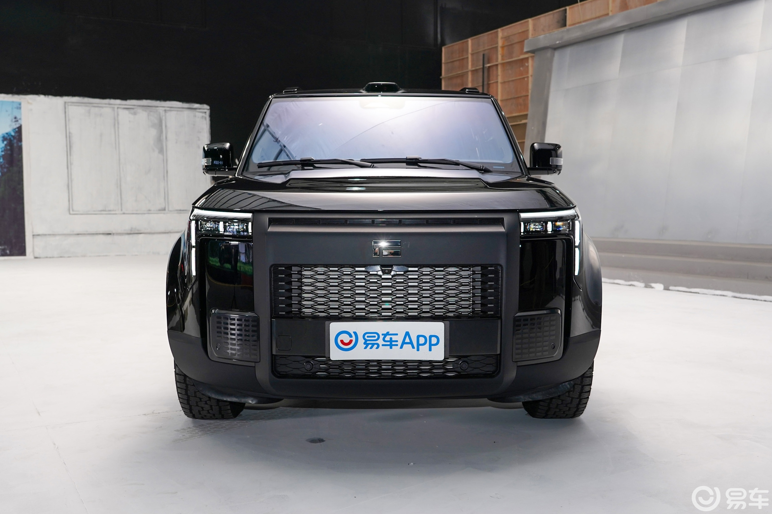 【极石011.5T 235km 全能版 7座正前水平图片-汽车图片大全】-易车