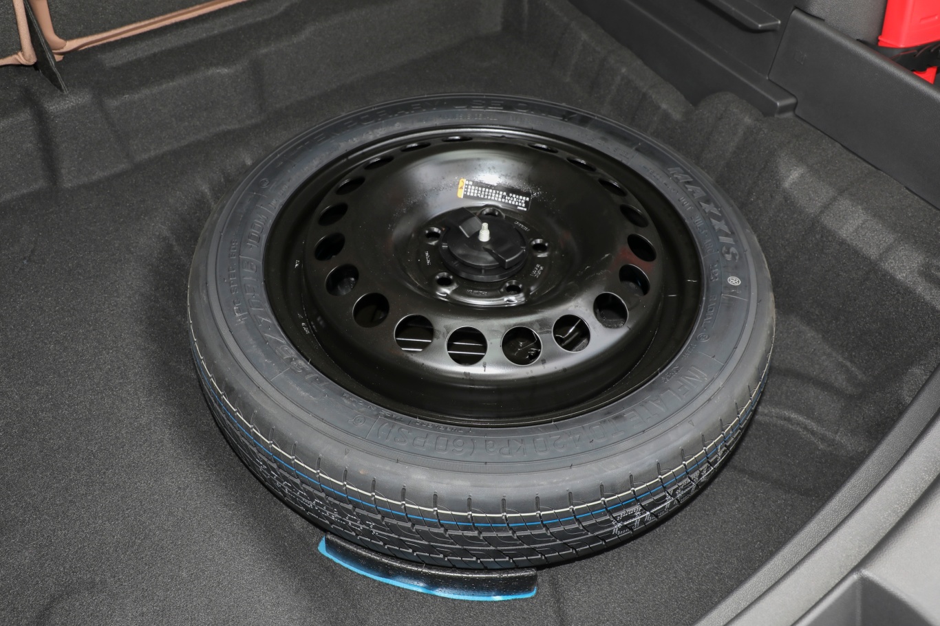 【昂科拉Plus1.5T 智趣版备胎图片-汽车图片大全】-易车